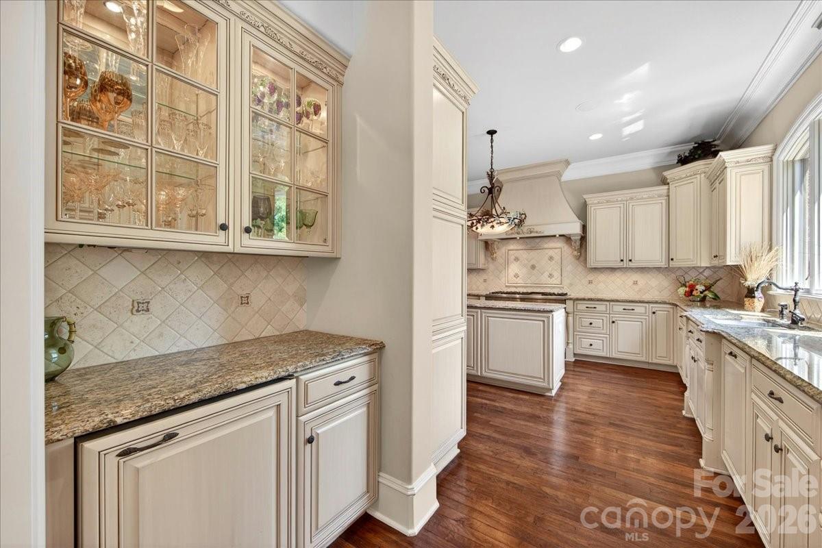5424 Gorham Drive, Charlotte, NC - photo 12 of 47