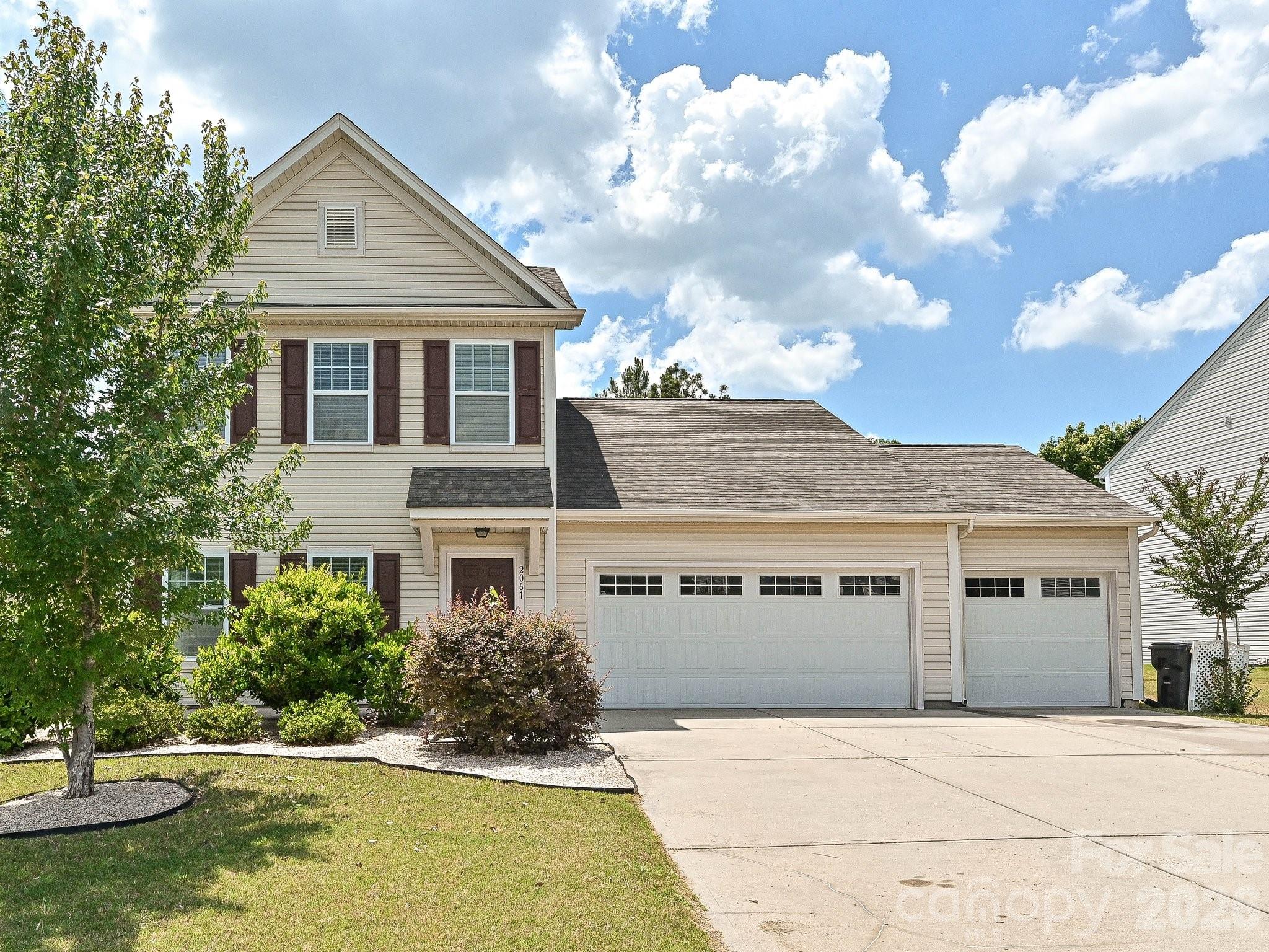 2061 Argentum Avenue98, Fort Mill, SC - photo 1 of 32