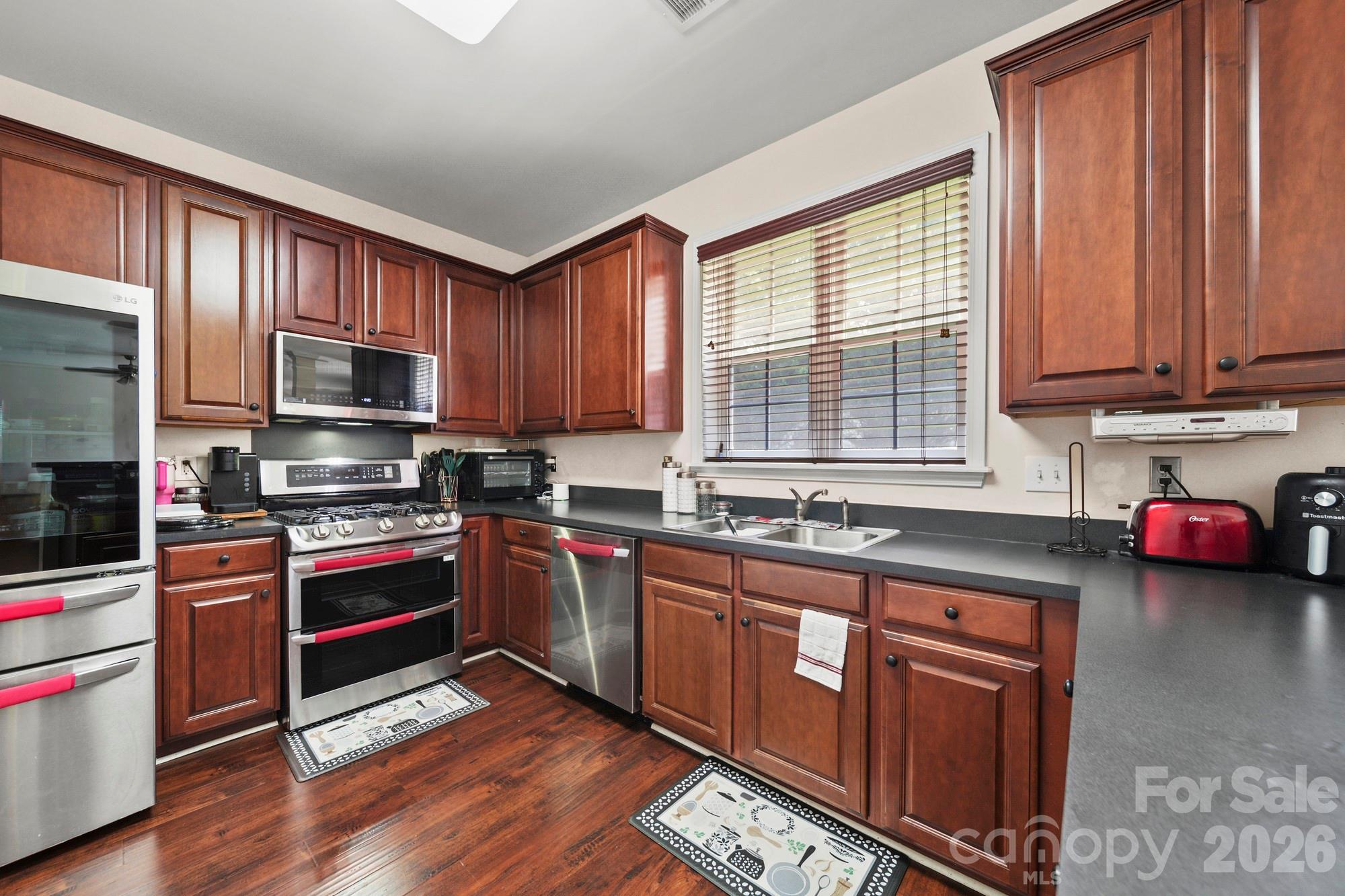 Photo 10 of 3124 Arklow Road, Charlotte, NC