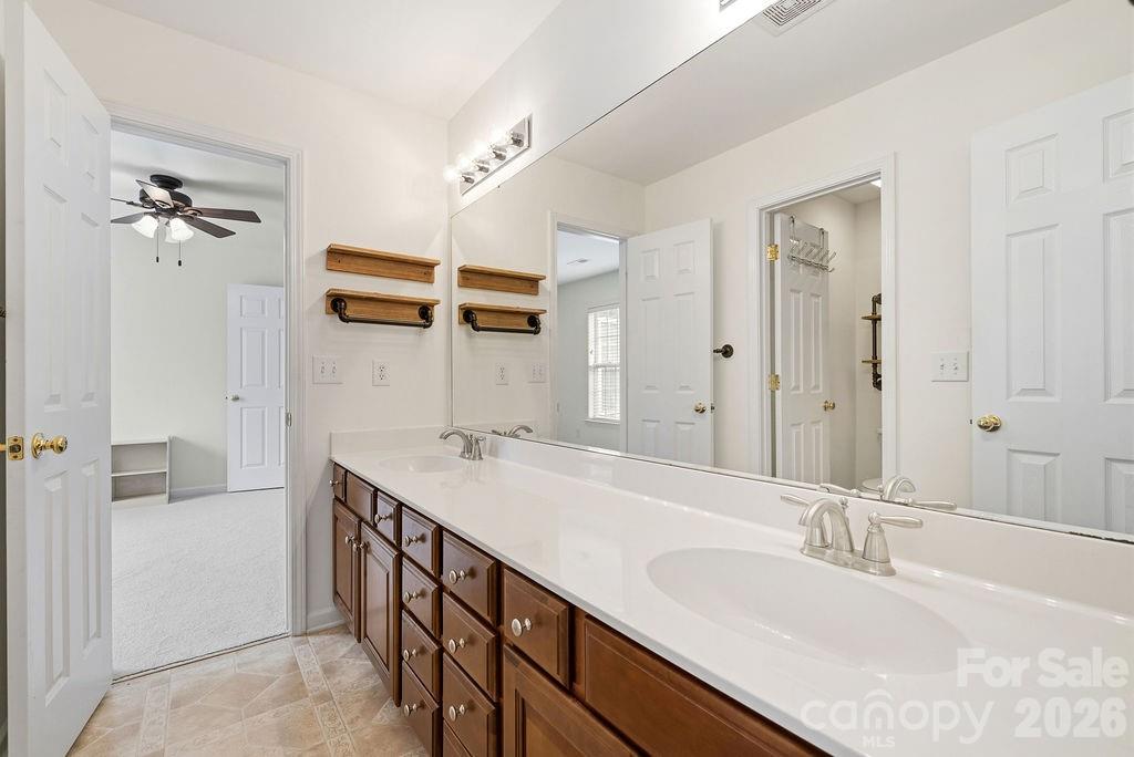 10826 Persimmon Creek Drive, Mint Hill, NC - photo 30 of 48