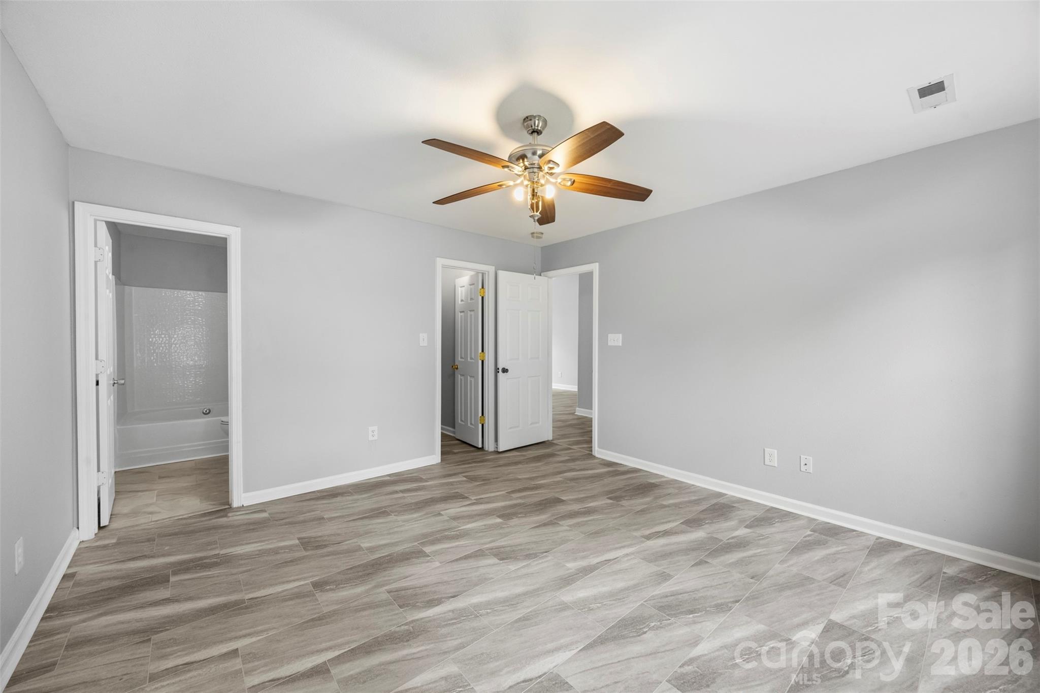 Photo 15 of 1528 Oakdale Green Drive, Charlotte, NC