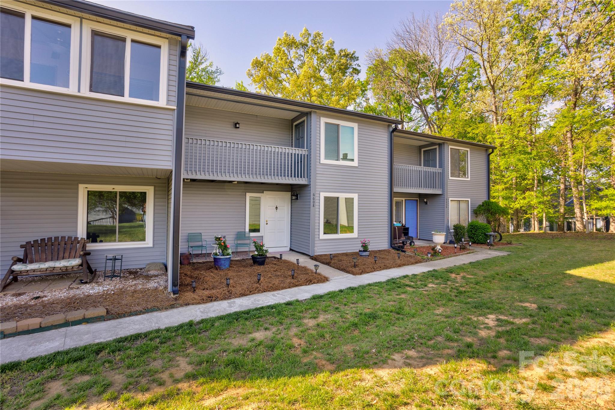 Photo 2 of 6608 Point Comfort Lane, Charlotte, NC