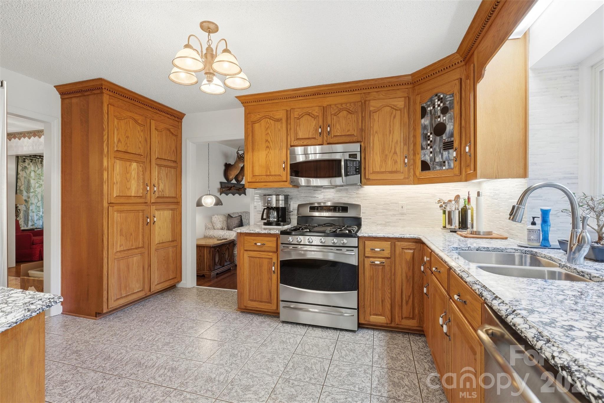 Photo 20 of 6181 Willowbottom Road, Hickory, NC