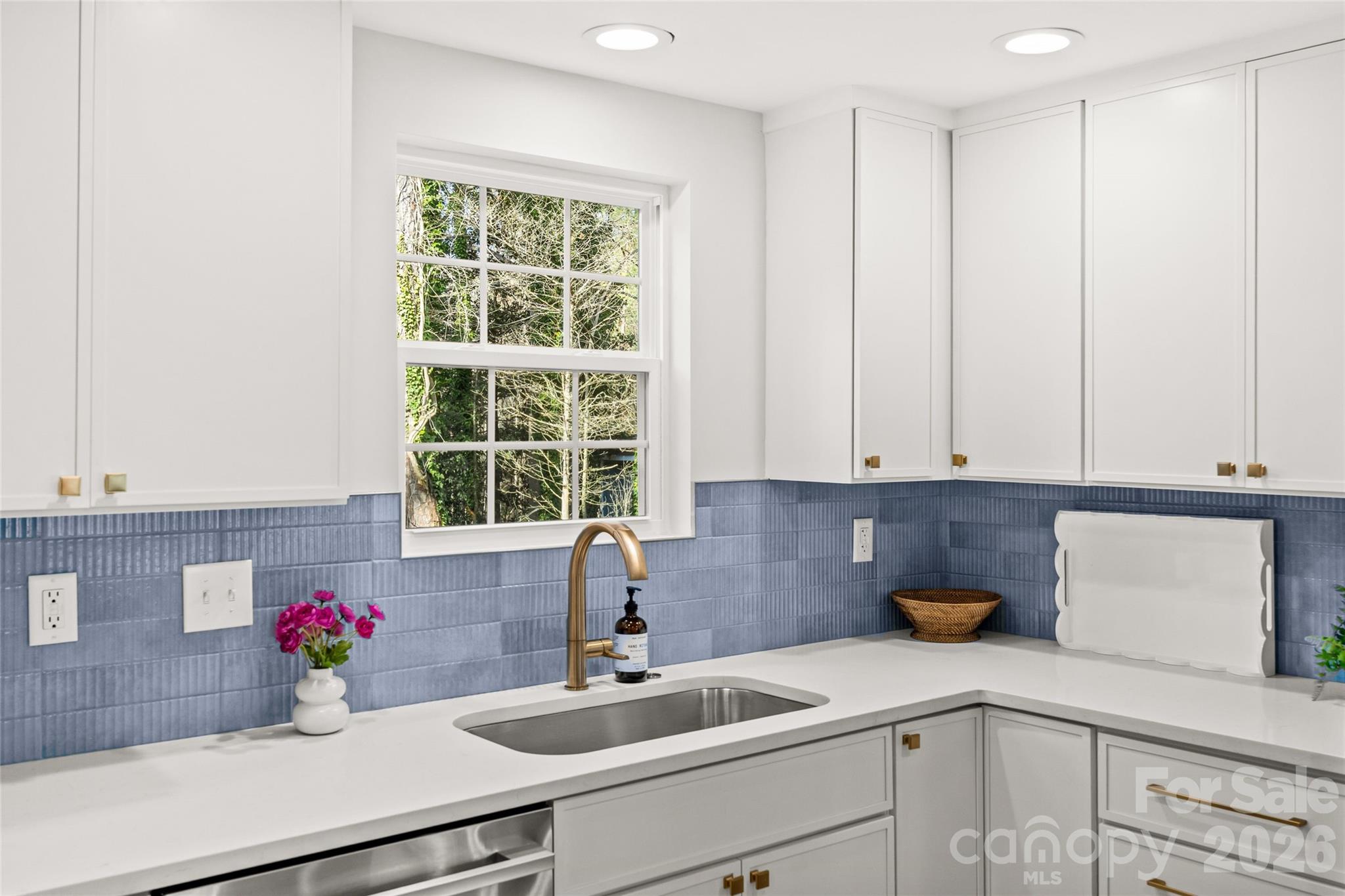 Photo 13 of 417 Regency Drive, Charlotte, NC
