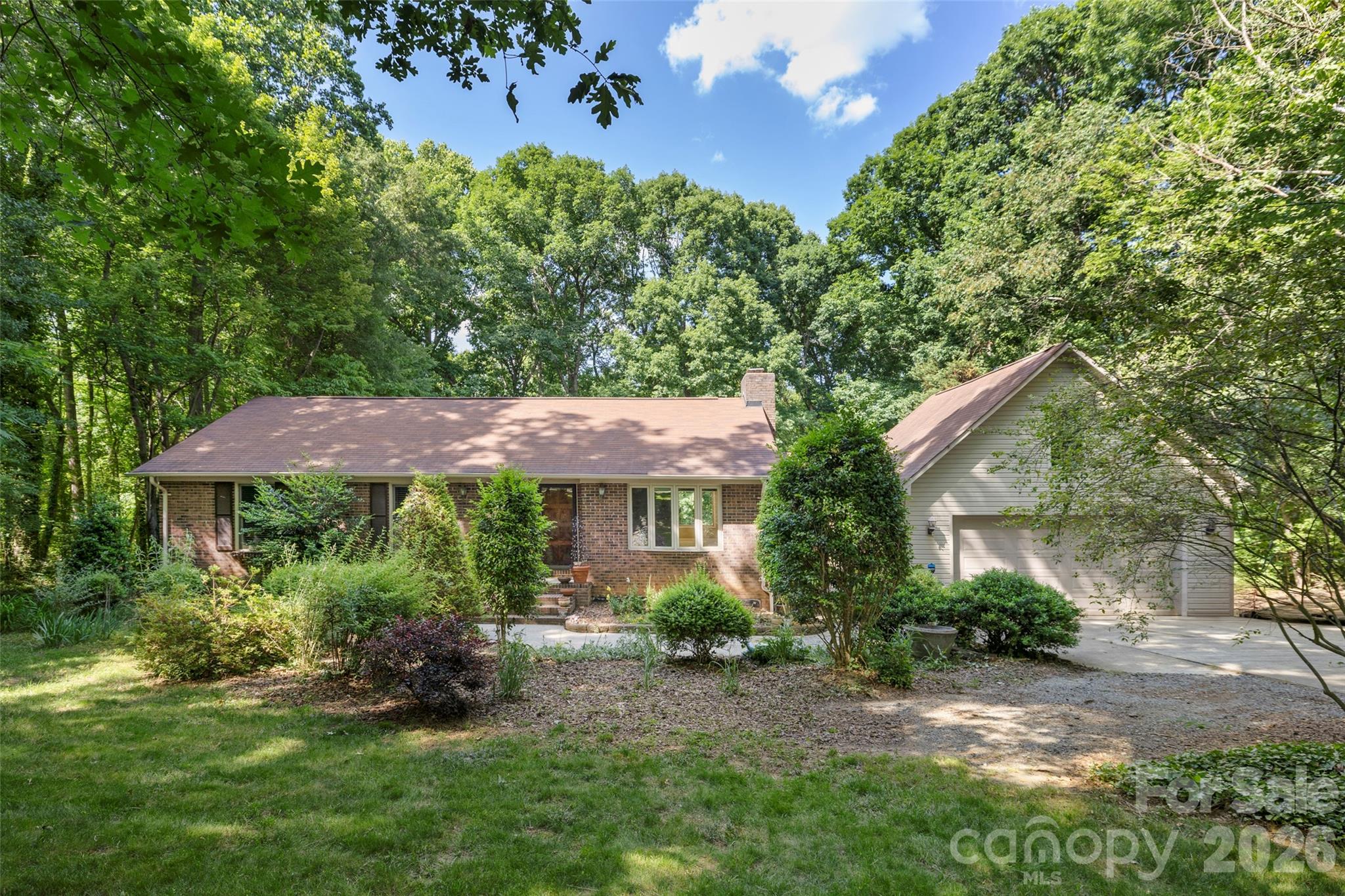 195 Thousand Oaks Road, Indian Land, SC - photo 1 of 38