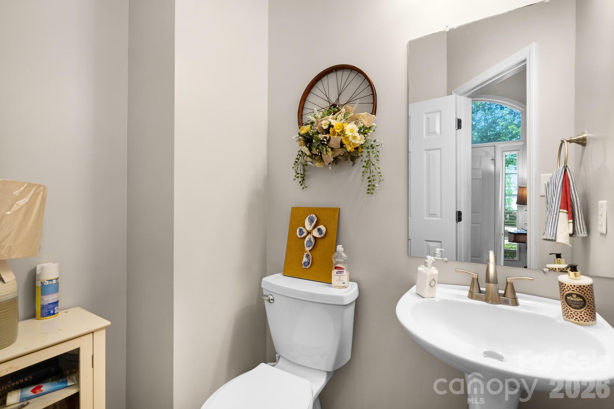 Photo 9 of 6306 Oxwynn Lane, Charlotte, NC