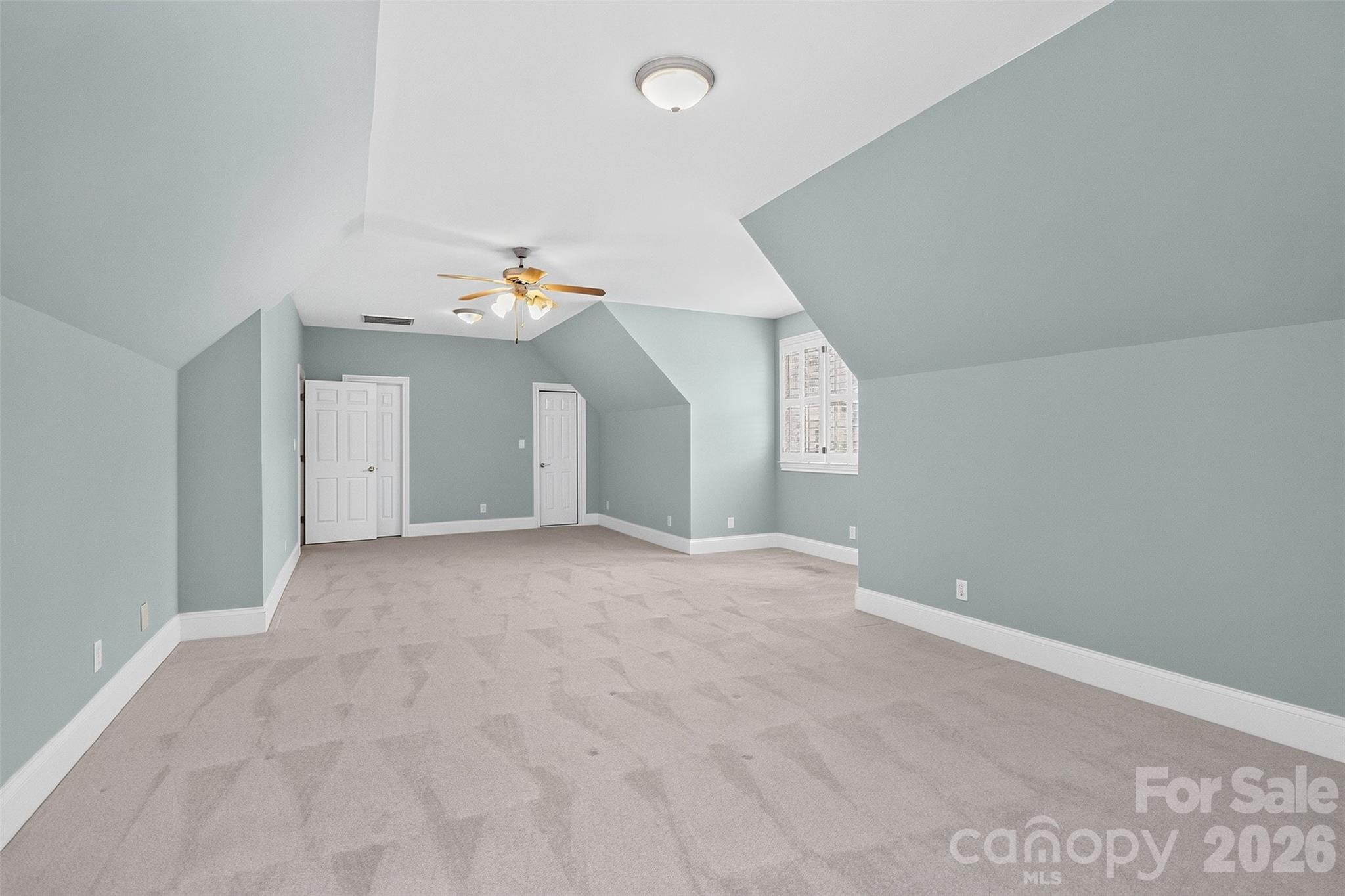 Home for sale at 6907 Meadow Run Lane, Charlotte, NC — photo 35 of 48