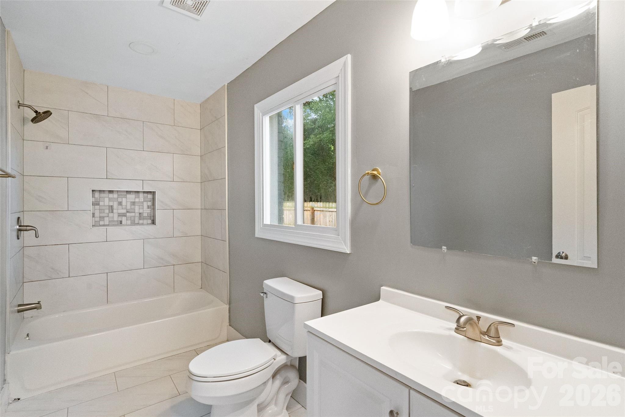 Photo 15 of 1626 Taylor Avenue, Charlotte, NC