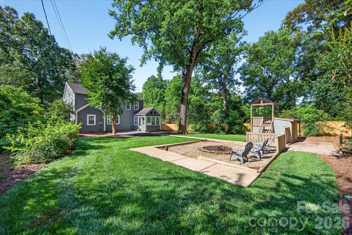 Photo 40 of 1333 Woodland Drive, Charlotte, NC