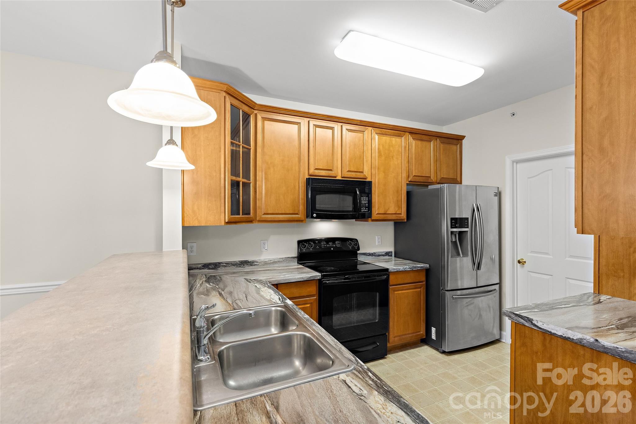 Photo 18 of 333 Westbend Drive, Charlotte, NC