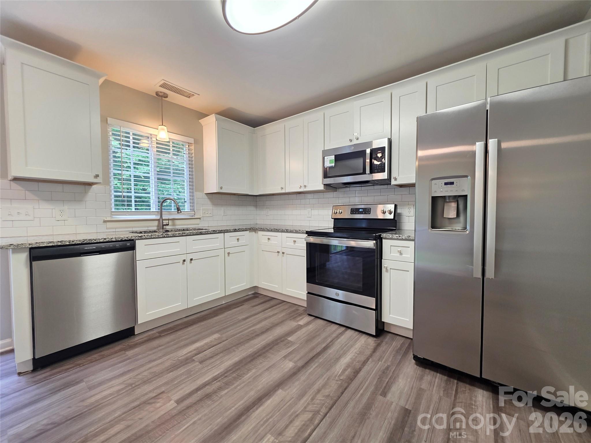1518 Rumstone Lane, Charlotte, NC - photo 8 of 23