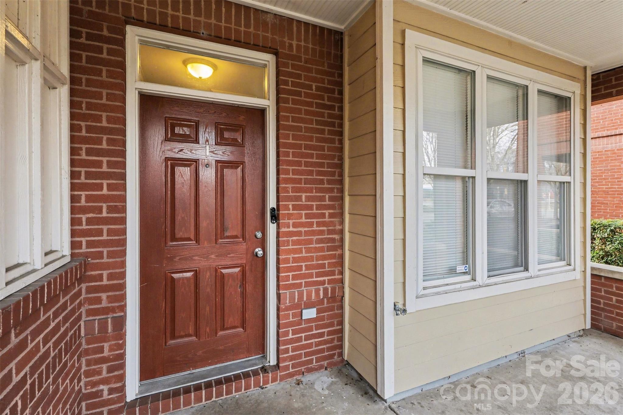 Photo 2 of 526 E 9th Street, Charlotte, NC
