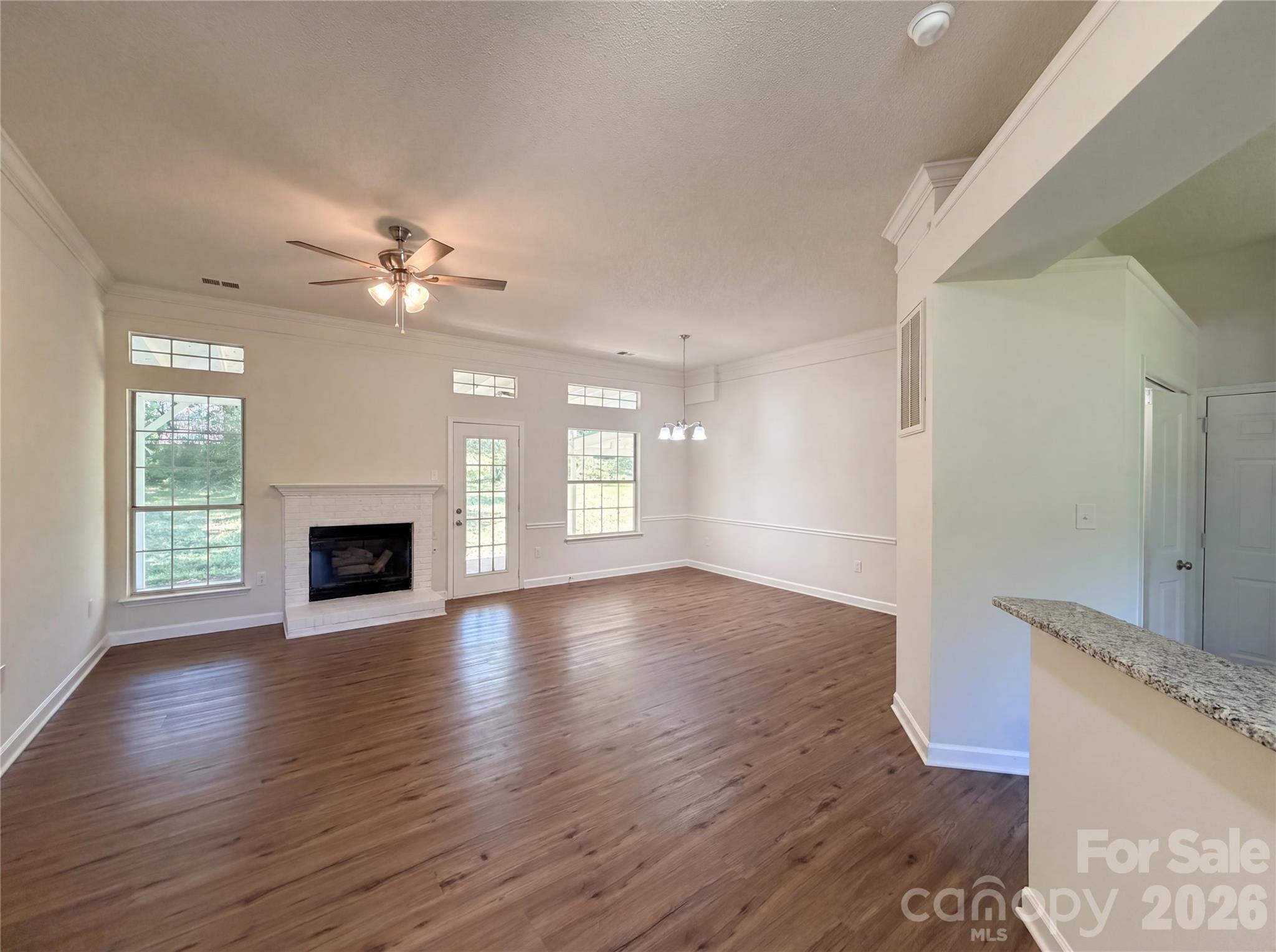 Photo 4 of 10530 Southern Oak Court, Charlotte, NC