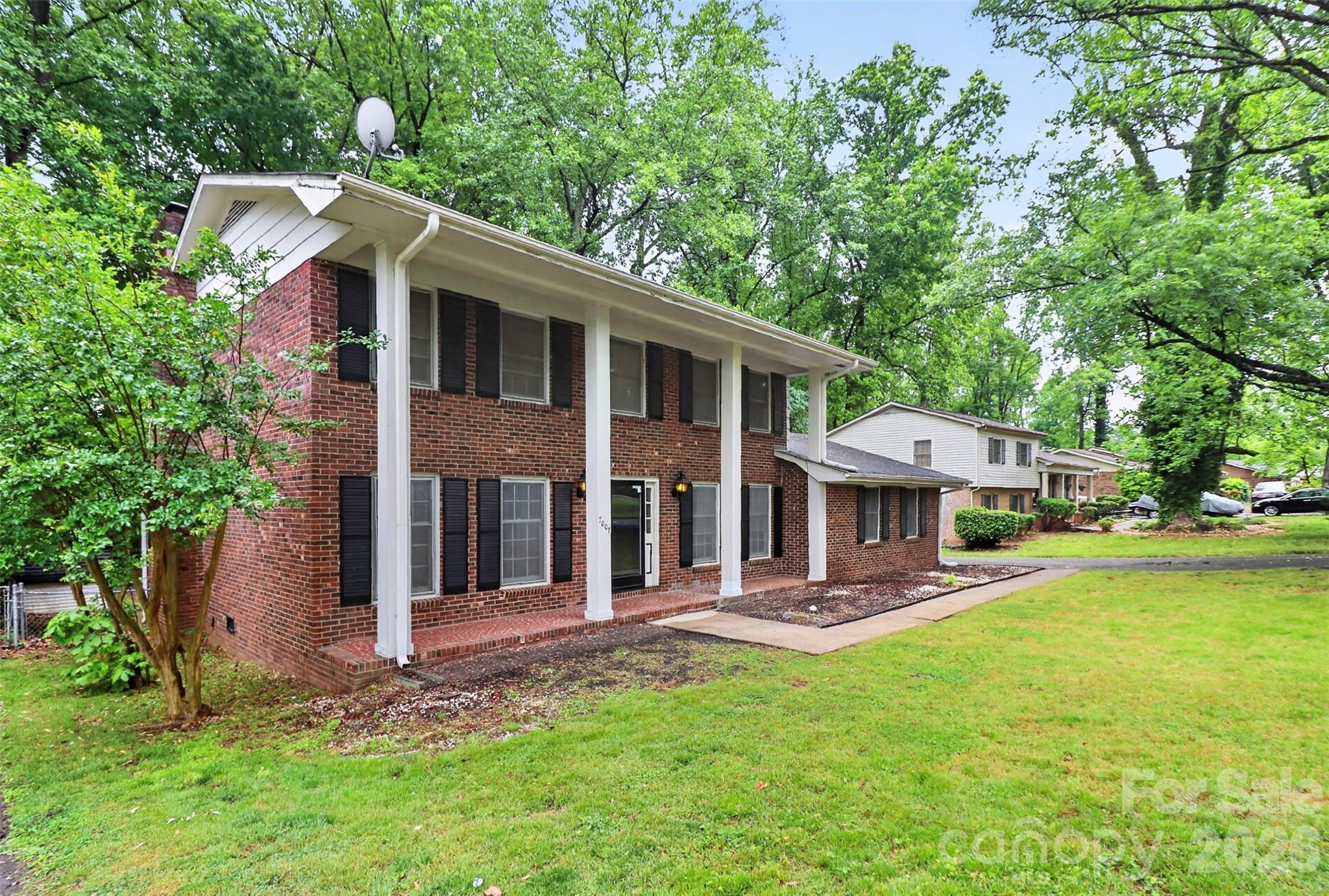 7007 Crossridge Road, Charlotte, NC - photo 2 of 45