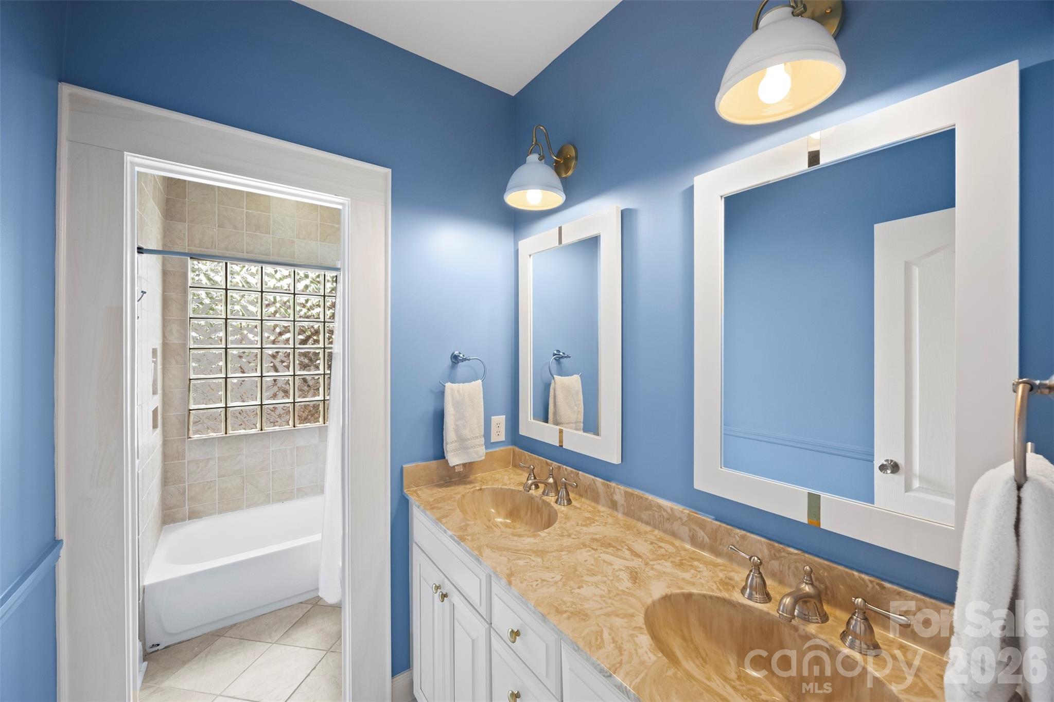 2305 Shenandoah Avenue, Charlotte, NC - photo 31 of 49