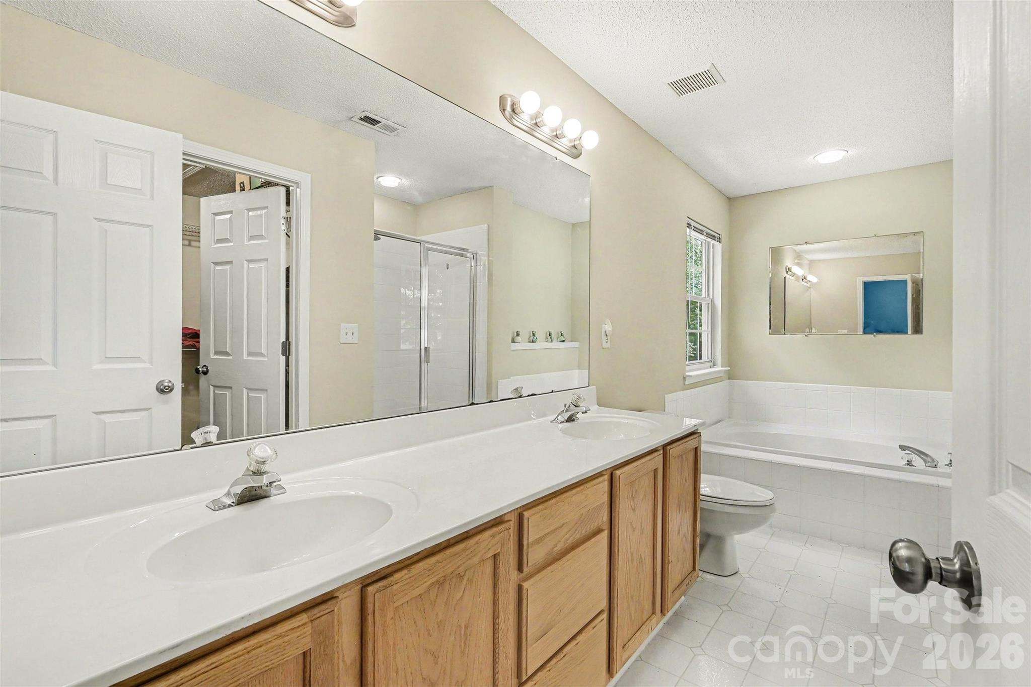 Photo 22 of 10422 Baskerville Avenue, Charlotte, NC