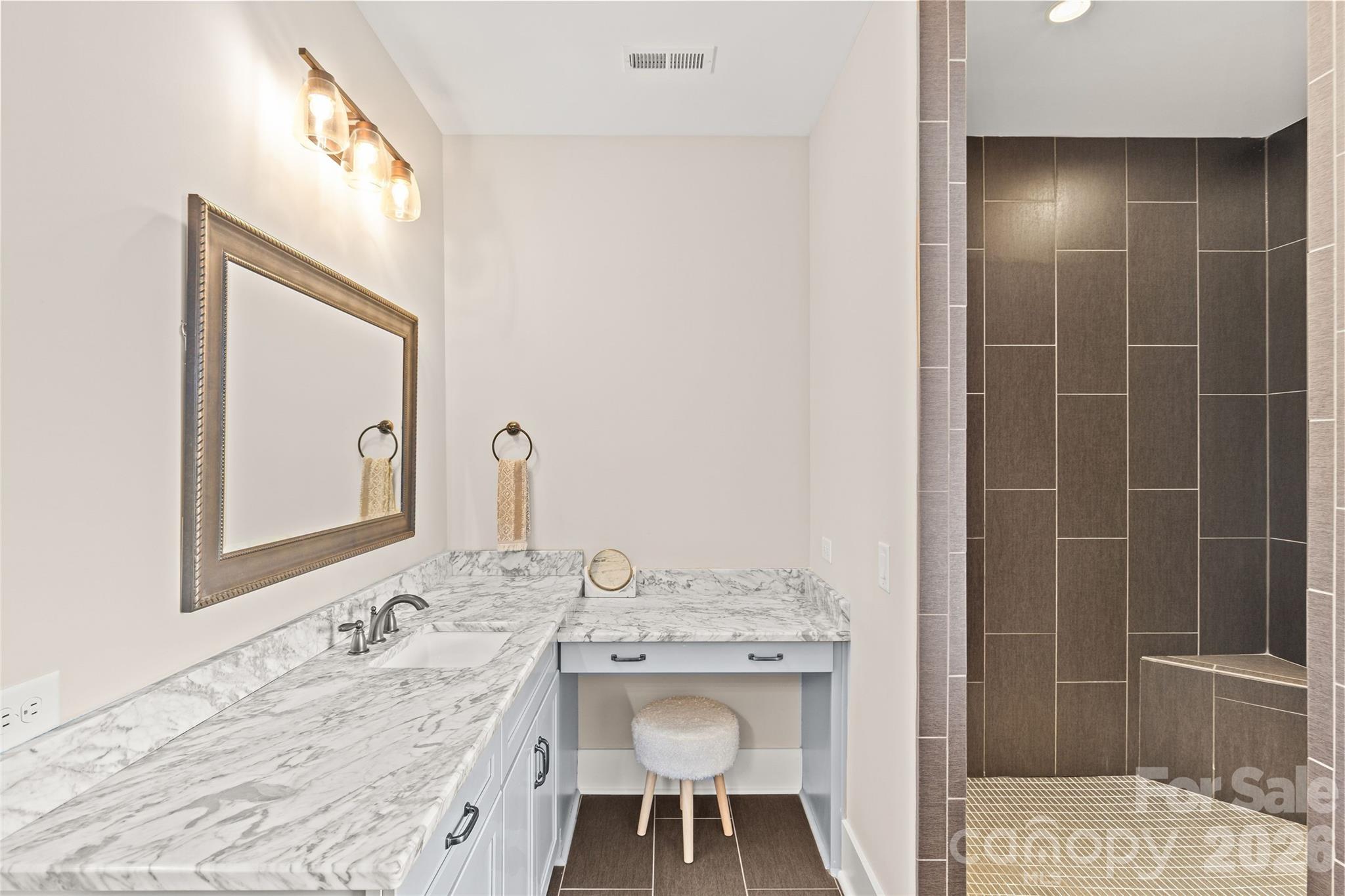 815 W Kingston Avenue, Charlotte, NC - photo 23 of 49