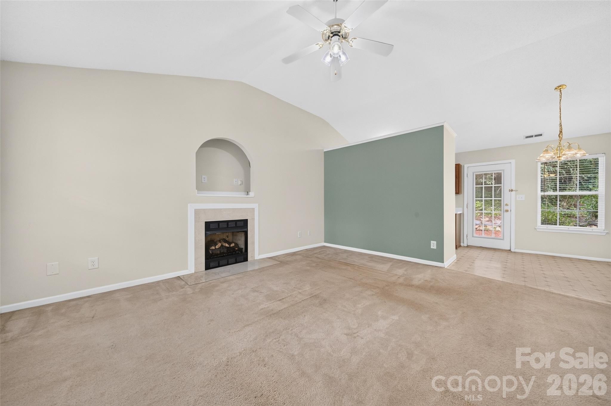 Home for sale at 4627 Victory Lane, Charlotte, NC — photo 15 of 39