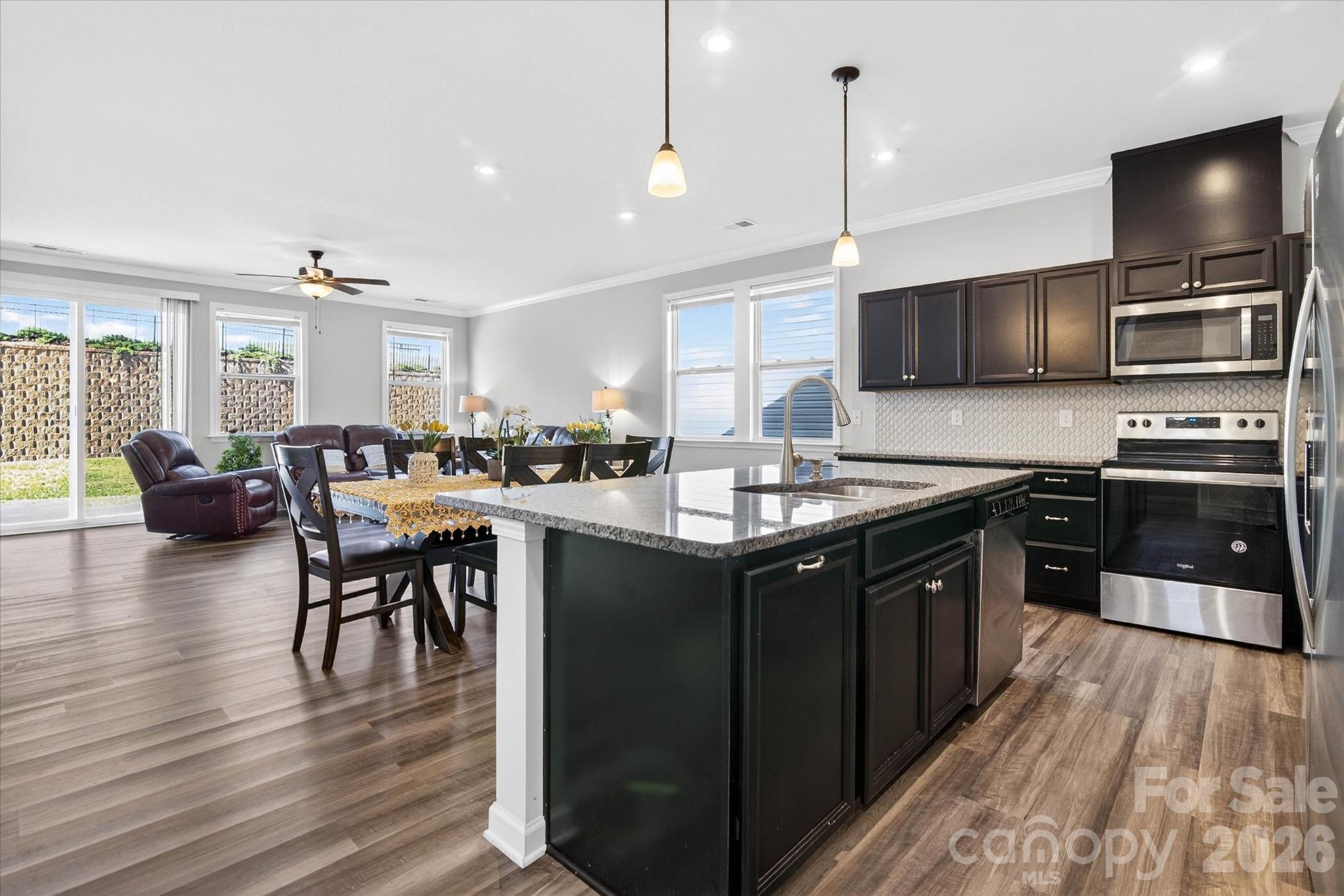 Photo 10 of 6629 Meridale Forest Drive, Charlotte, NC