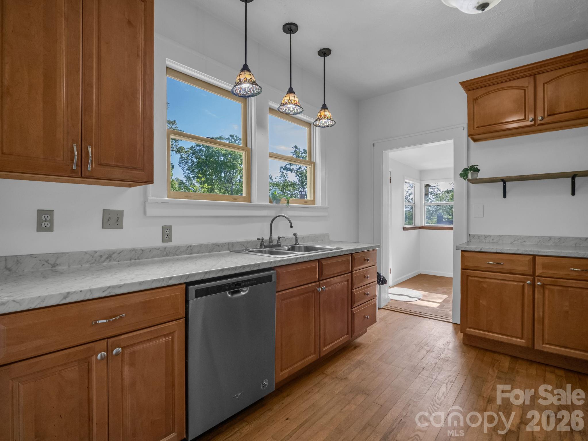 1534 Kensington Road, Hendersonville, NC - photo 17 of 44
