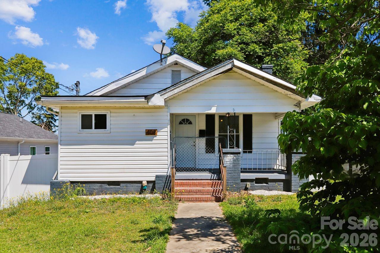 Photo 2 of 408 E Park Avenue, Gastonia, NC