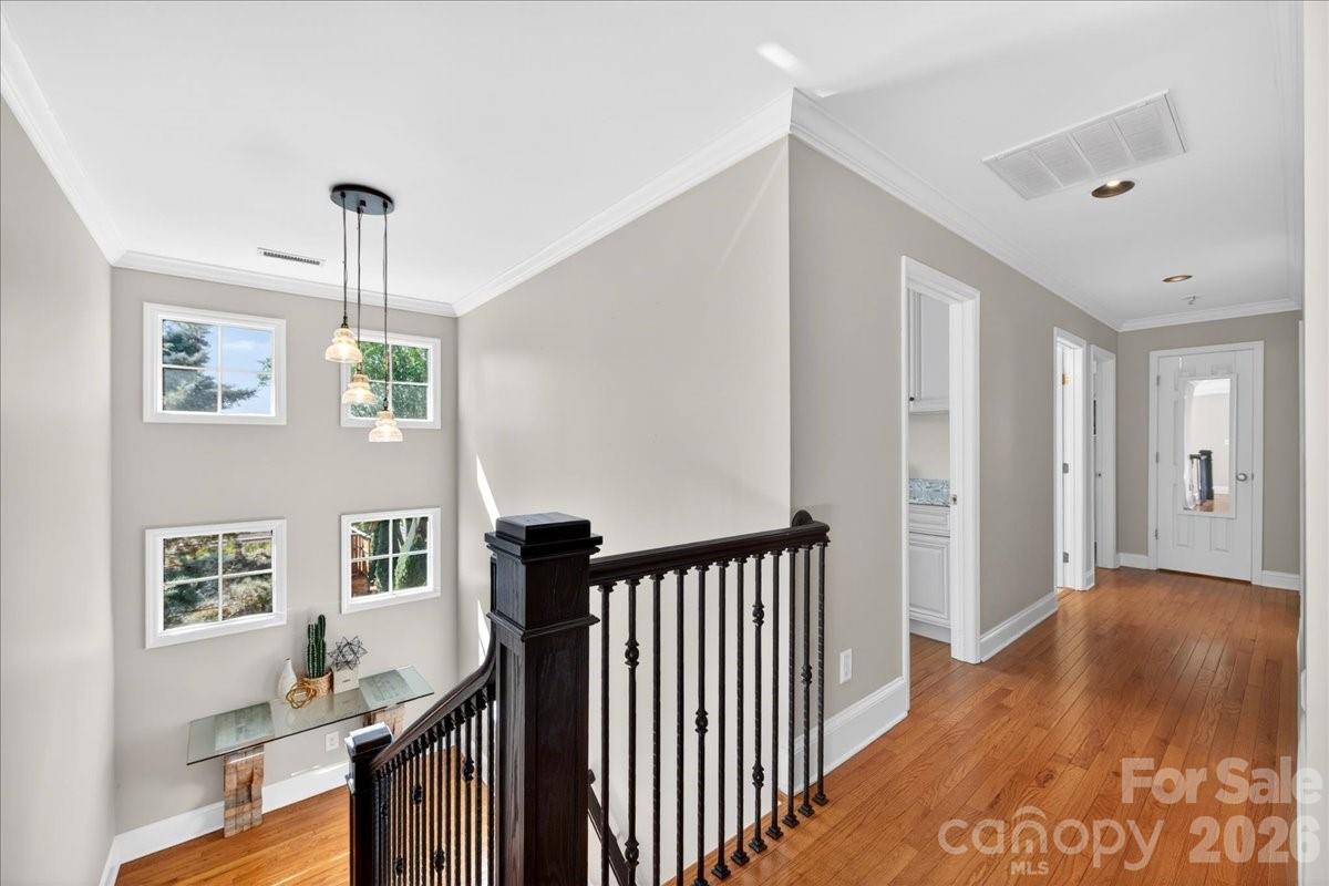 Photo 12 of 1529 E Worthington Avenue, Charlotte, NC