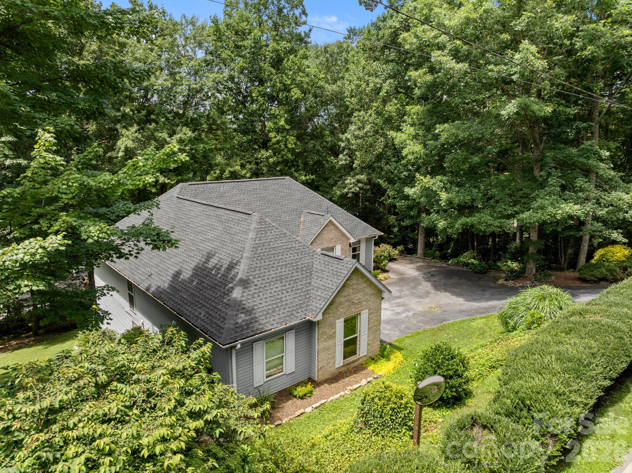701 Salisbury Road, Hendersonville, NC - photo 9 of 43