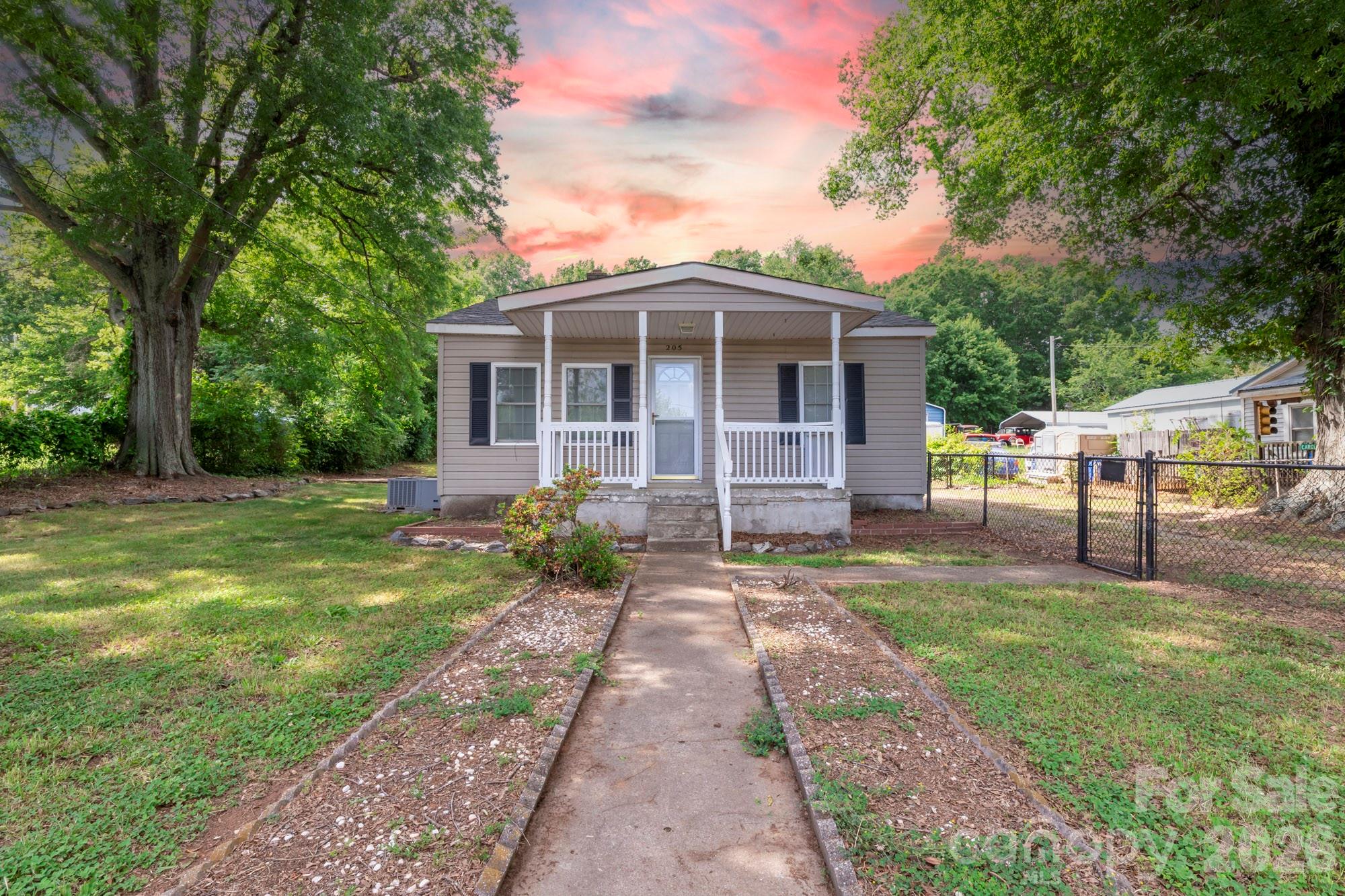205 Stowe Acres Road, Kings Mountain, NC