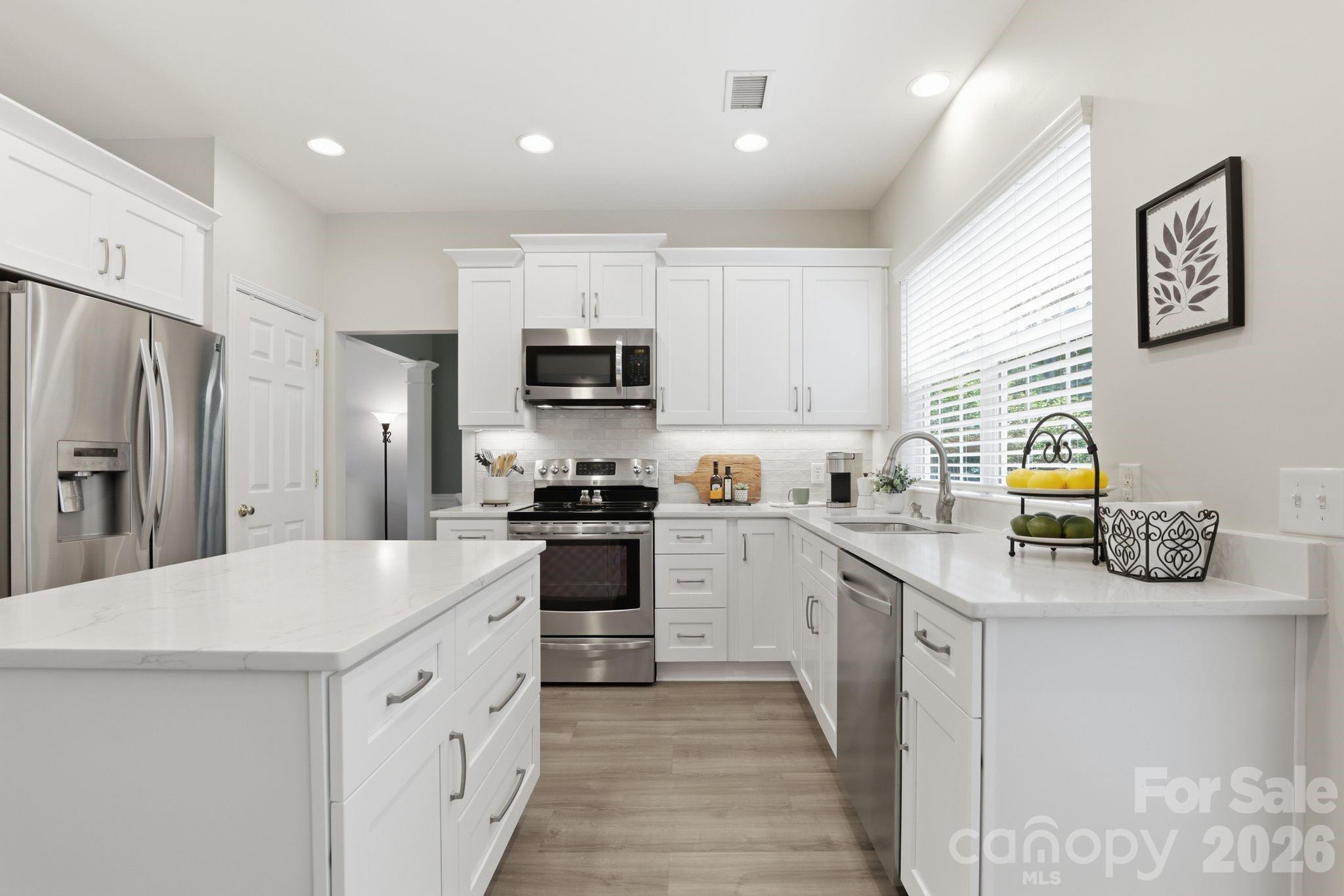 Home for sale at 12044 Humboldt Drive, Charlotte, NC — photo 12 of 48