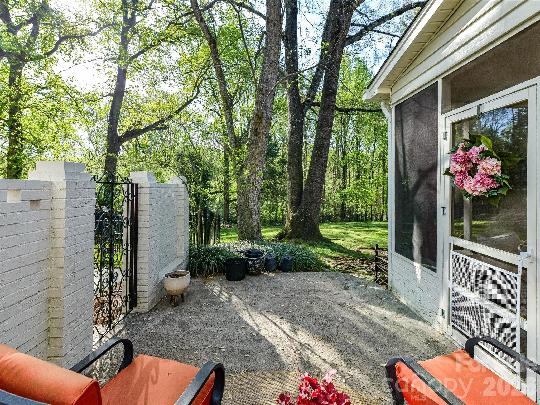 Photo 34 of 3719 Huckleberry Road, Charlotte, NC