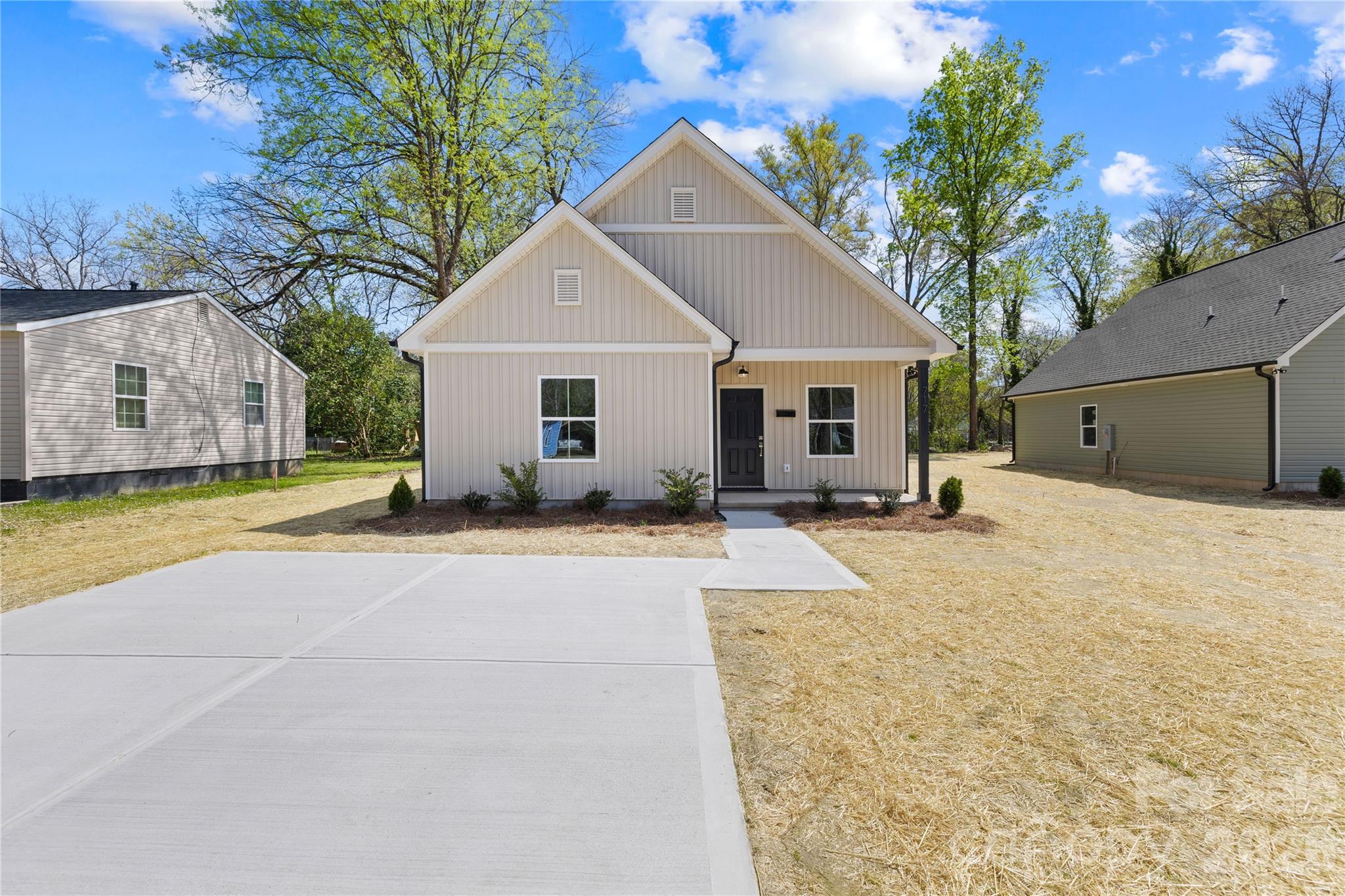 Photo 2 of 717 Clarinda Street, Rock Hill, SC