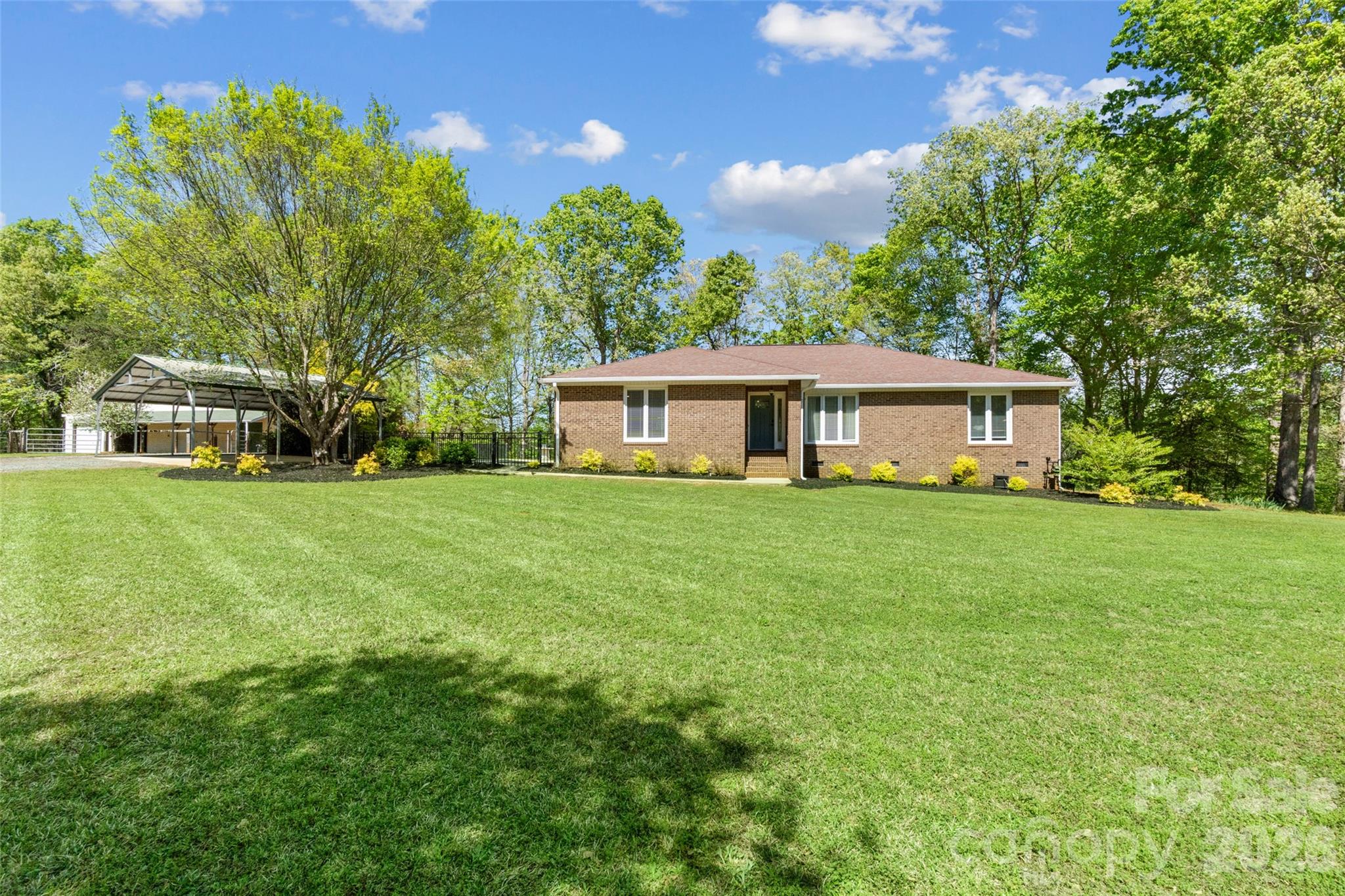 Exterior of 3654 S Dobys Bridge Road, Fort Mill, SC