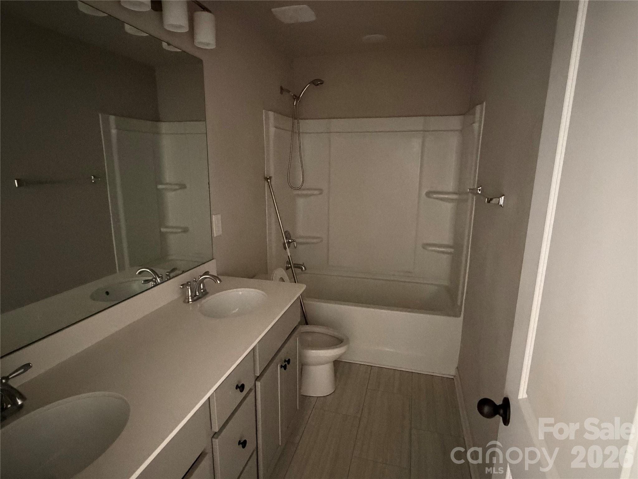 Photo 19 of 4112 Stoneygreen Lane, Charlotte, NC