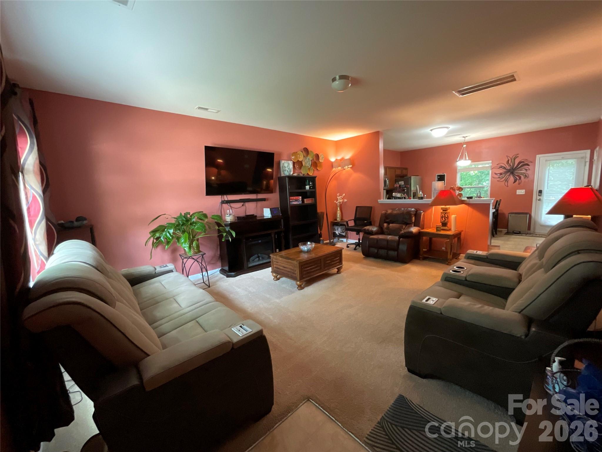 Home for sale at 11213 Deer Stand Court, Charlotte, NC — photo 9 of 35