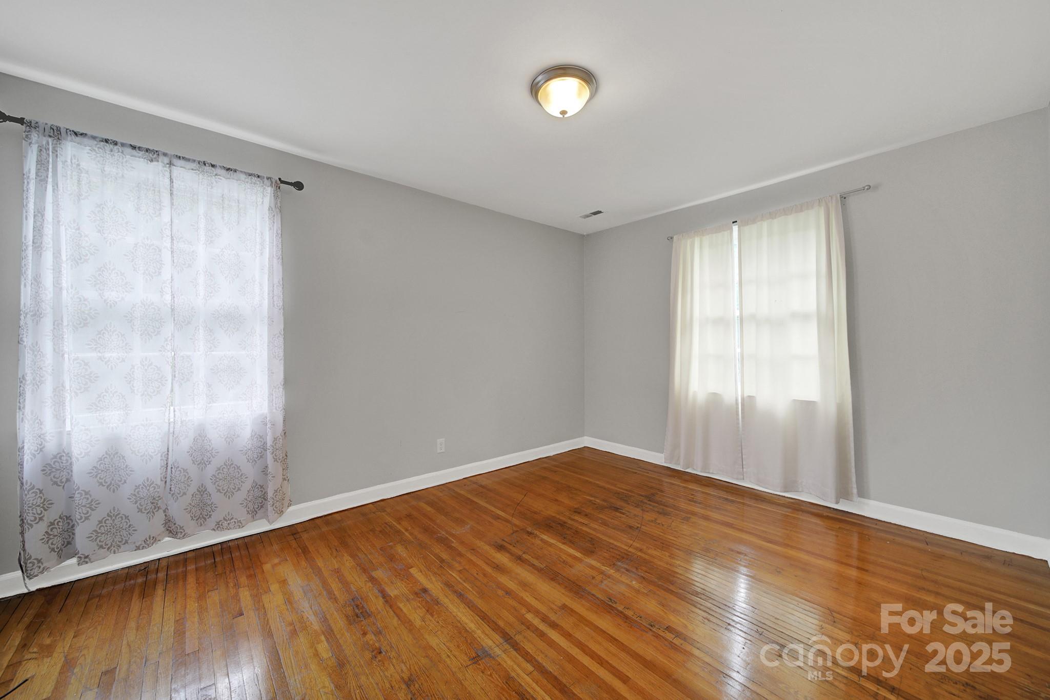 Photo 12 of 5300 Grafton Drive, Charlotte, NC