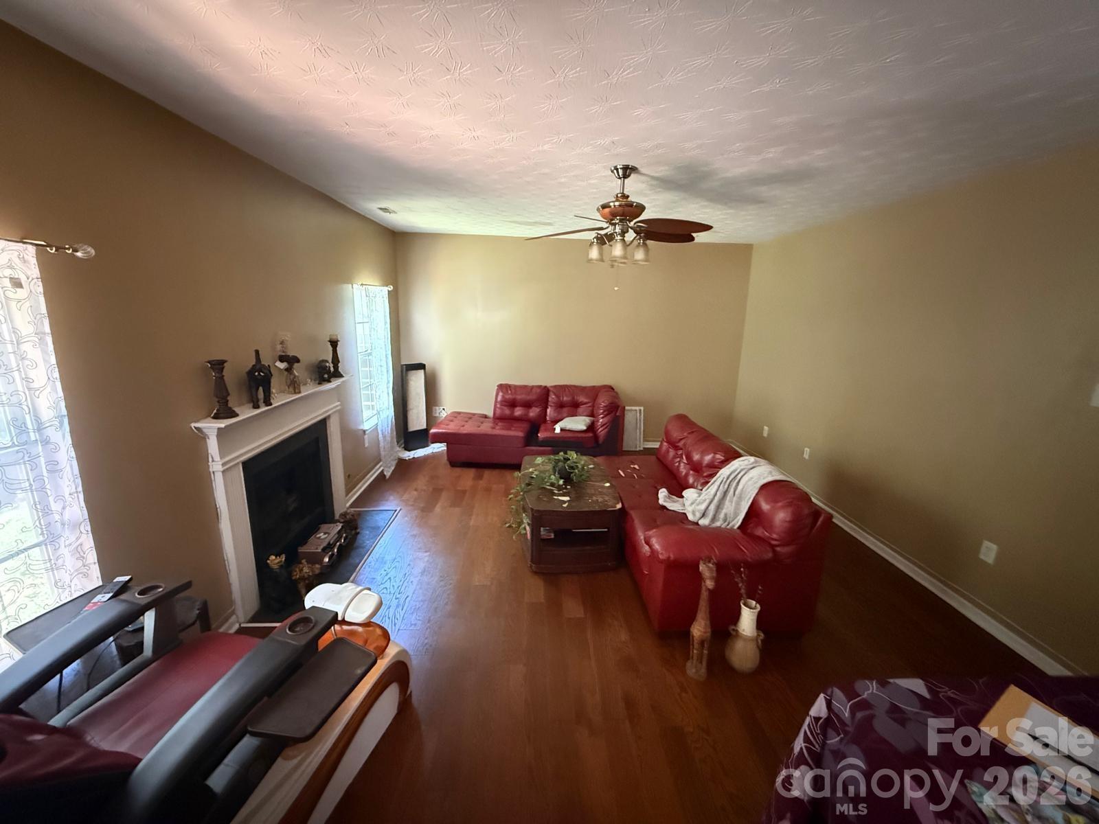 5102 Eagle Creek Drive, Charlotte, NC - photo 2 of 26