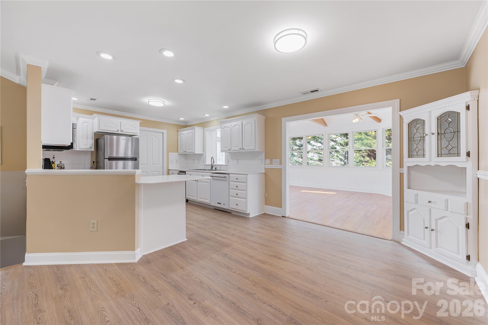 7722 Farmbrook Drive, Waxhaw, NC - photo 9 of 44