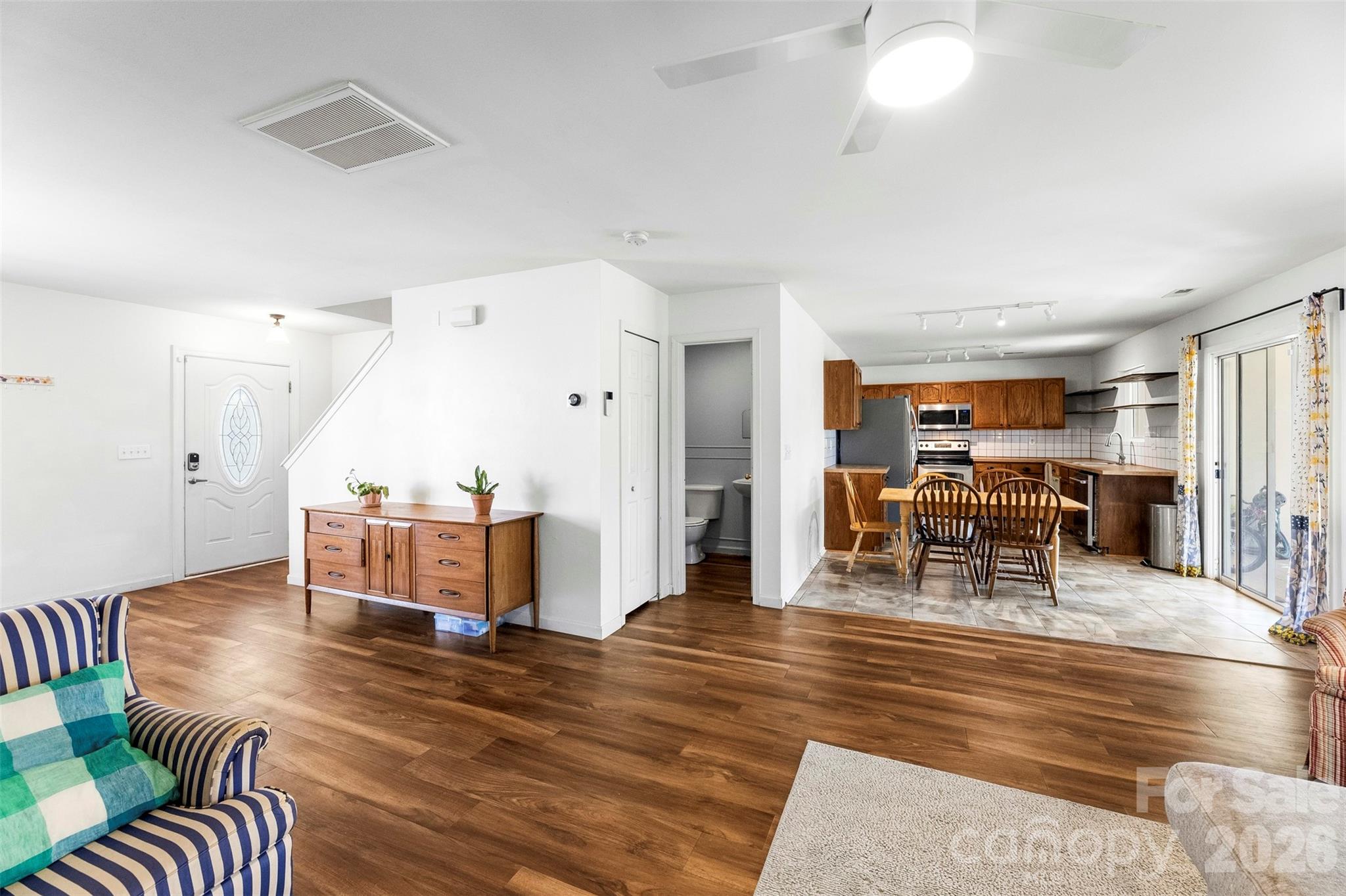 Photo 8 of 9610 Duxford Lane, Charlotte, NC