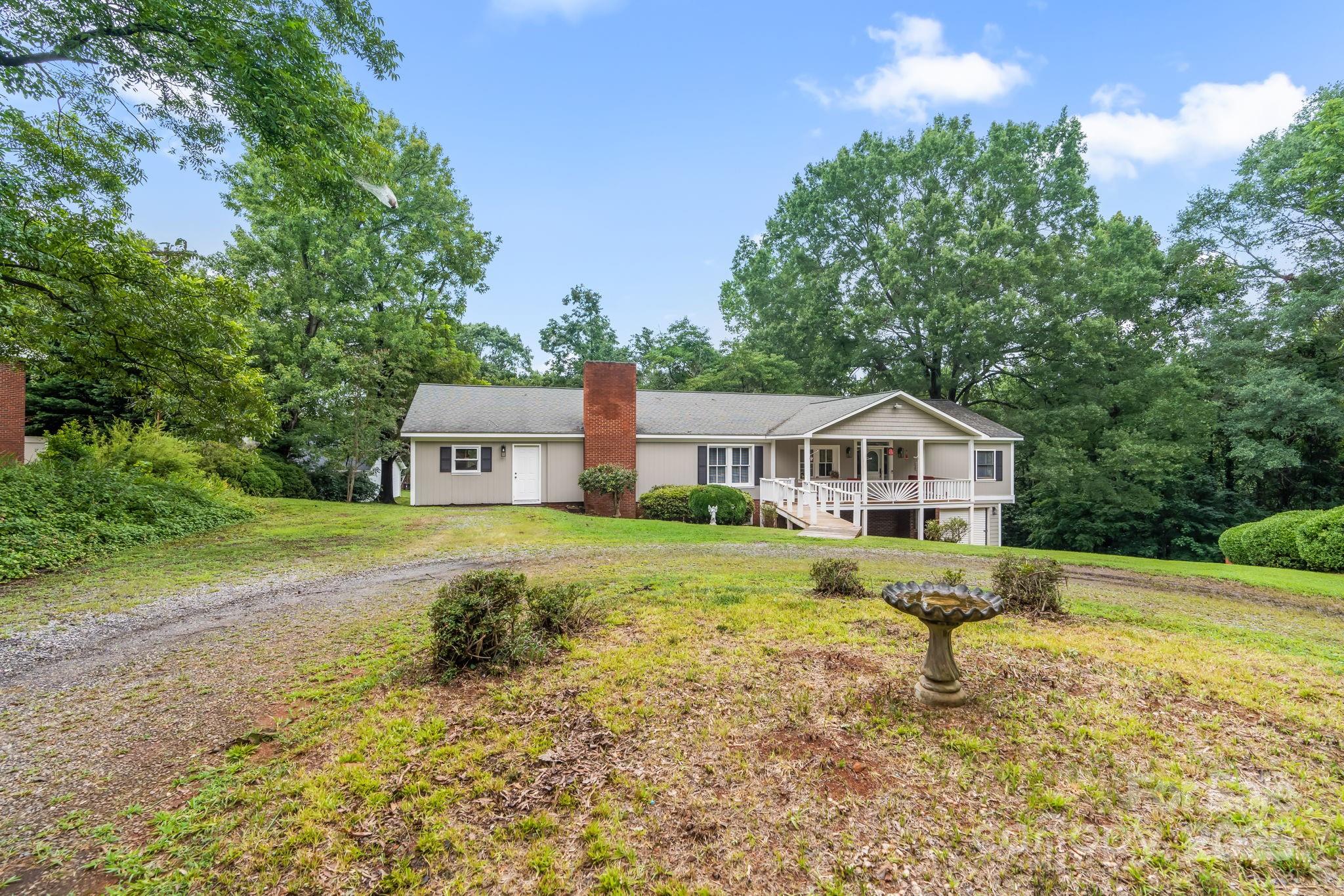 Photo 4 of 156 Brooks Street, Troutman, NC
