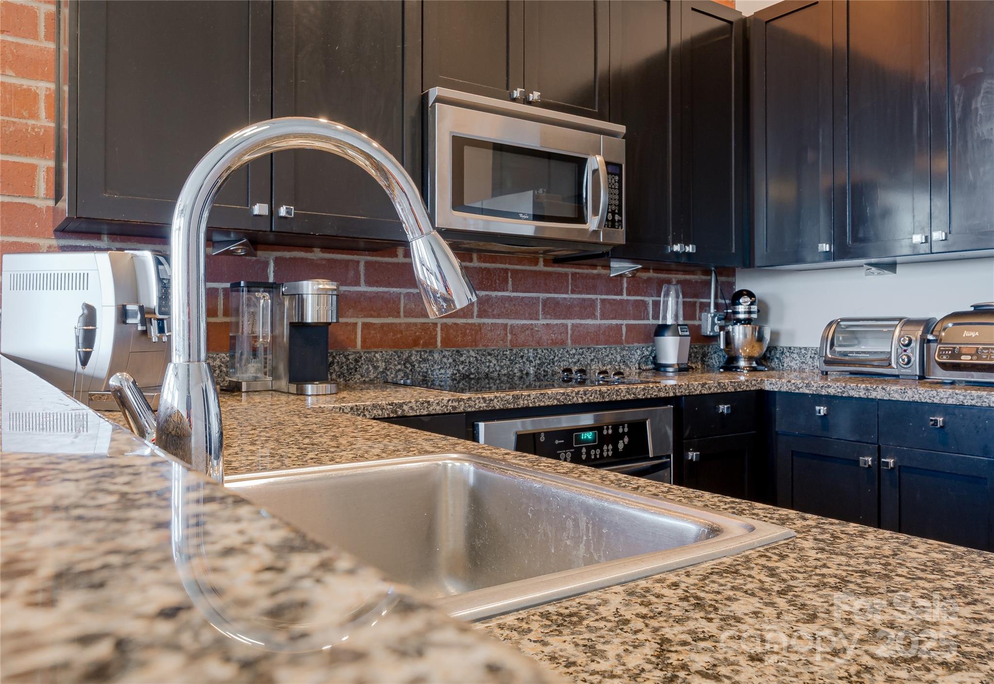 Photo 9 of 710 W Trade Street701, Charlotte, NC