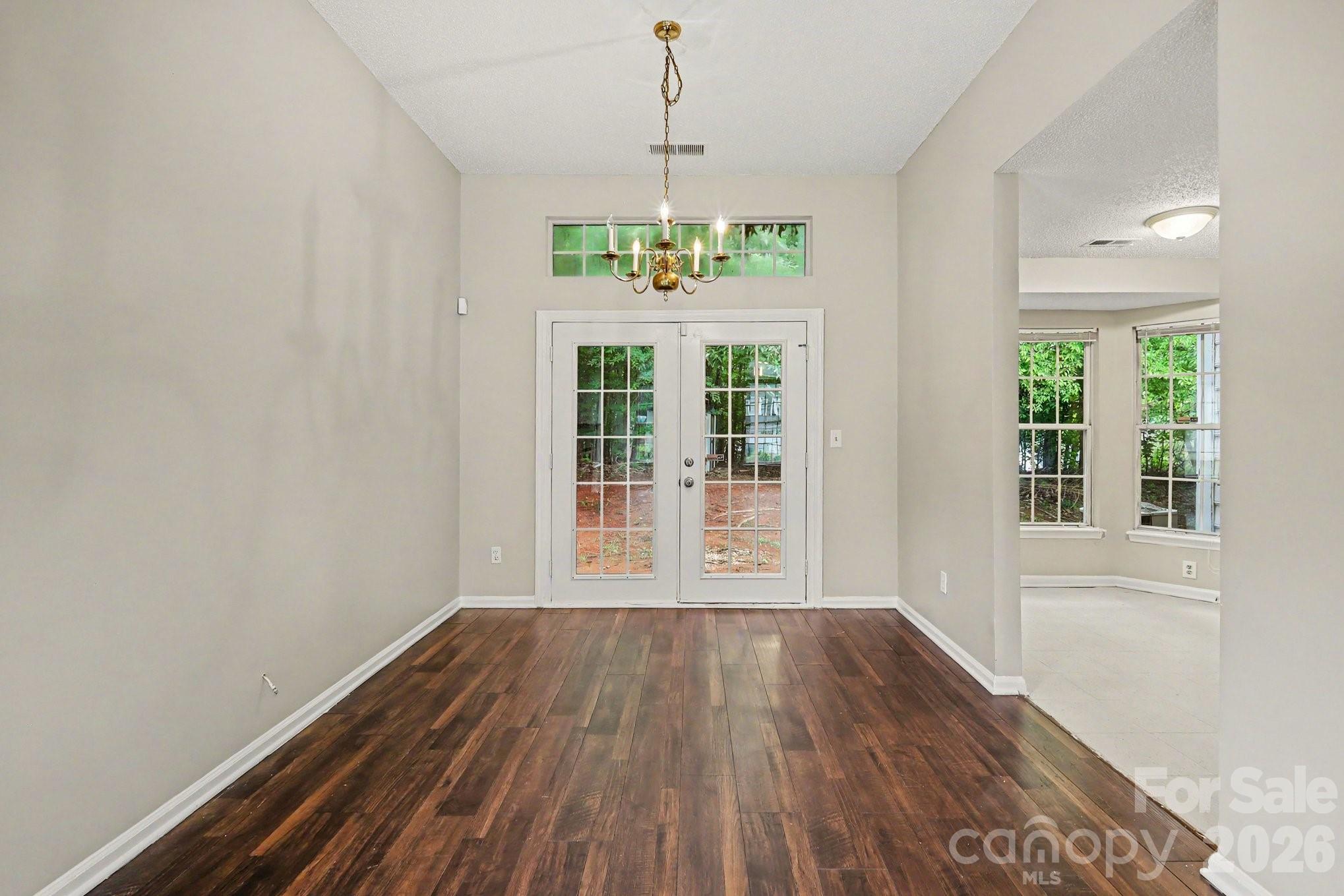 Photo 8 of 7925 Turquoise Drive, Charlotte, NC