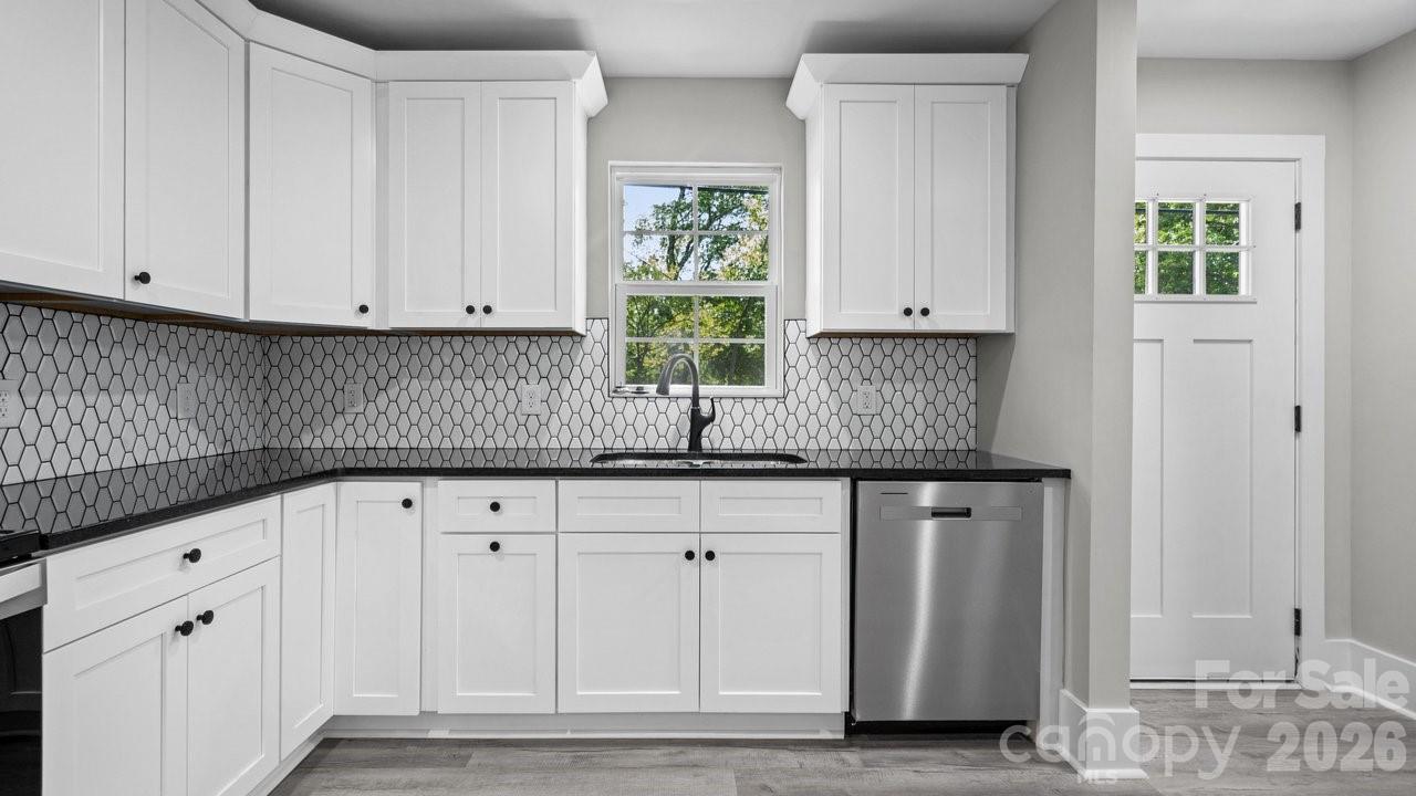 3320 Boyd StreetA, Charlotte, NC - photo 7 of 20