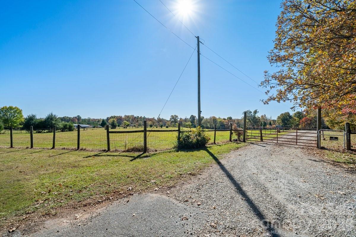 492 Starr Ridge Road, Gaffney, SC - photo 40 of 46