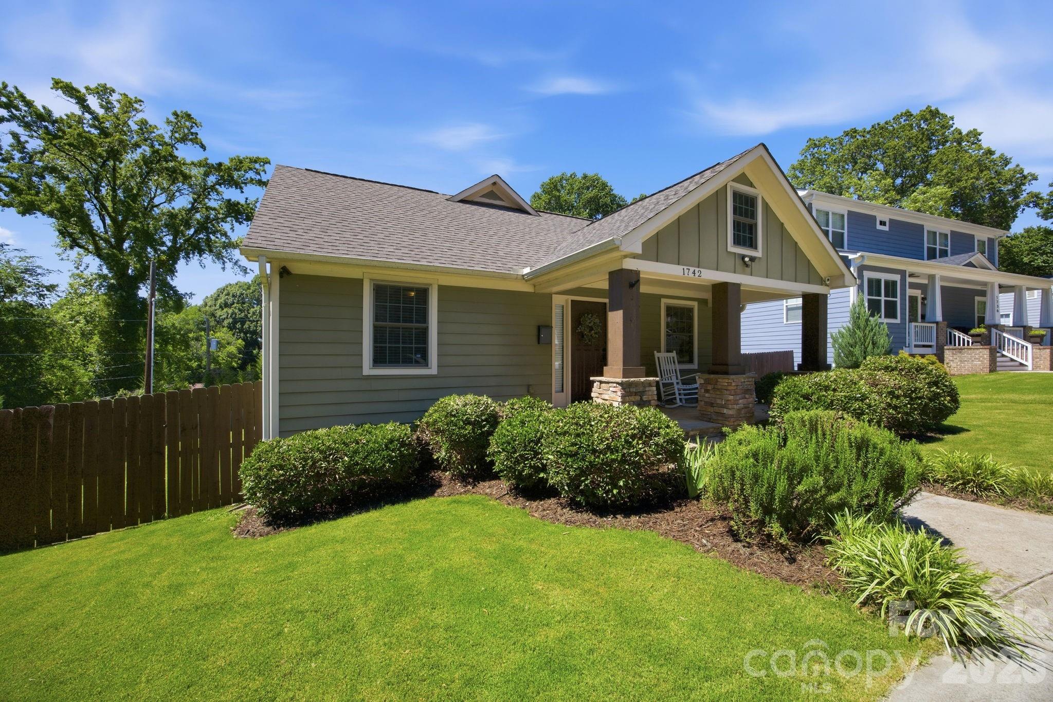 Photo 21 of 1742 Dunkirk Drive, Charlotte, NC