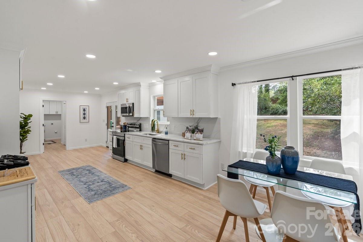 Photo 12 of 5910 Grosner Place, Charlotte, NC
