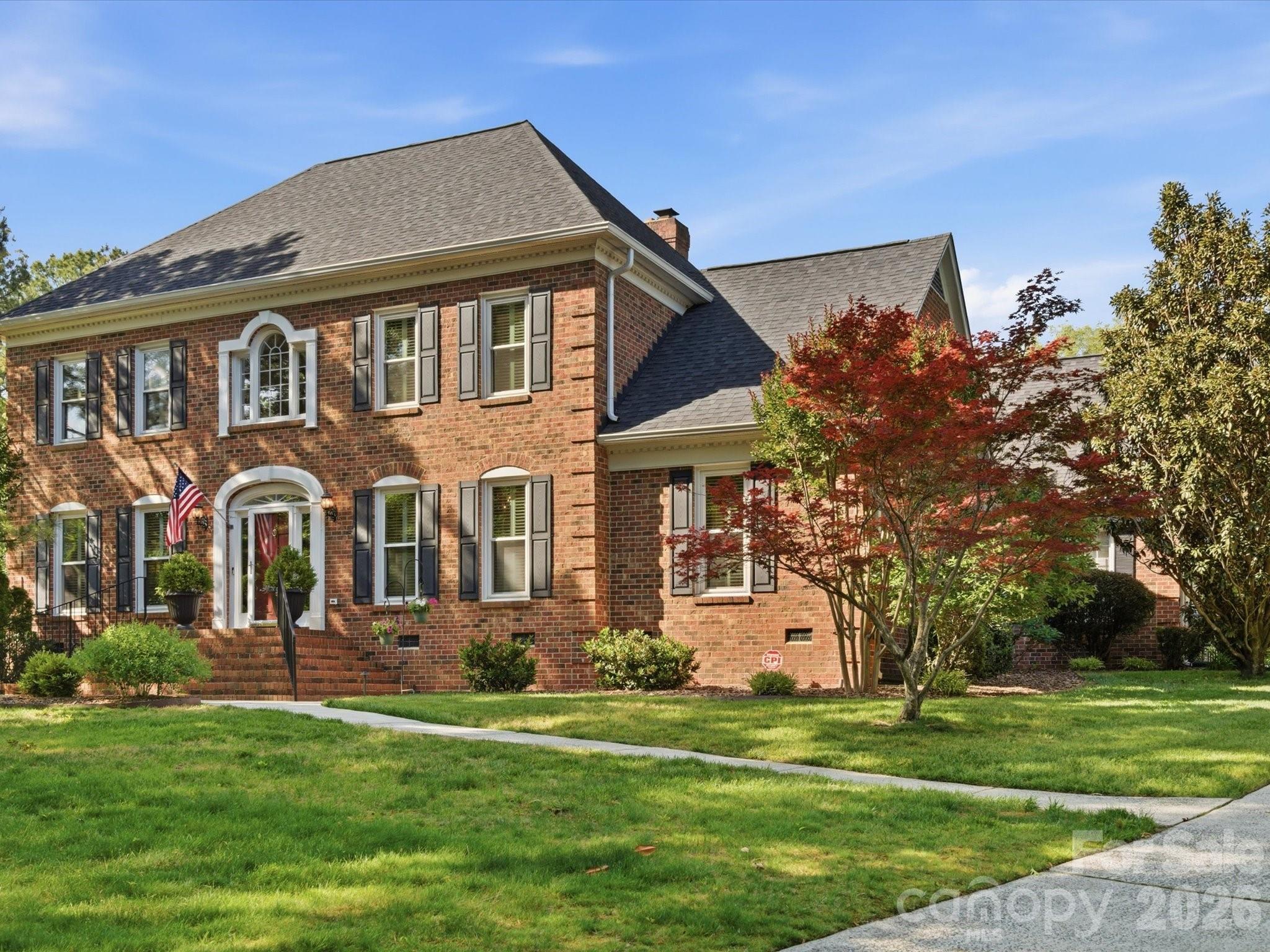 4417 Bridgewood Lane, Charlotte, NC - photo 4 of 46
