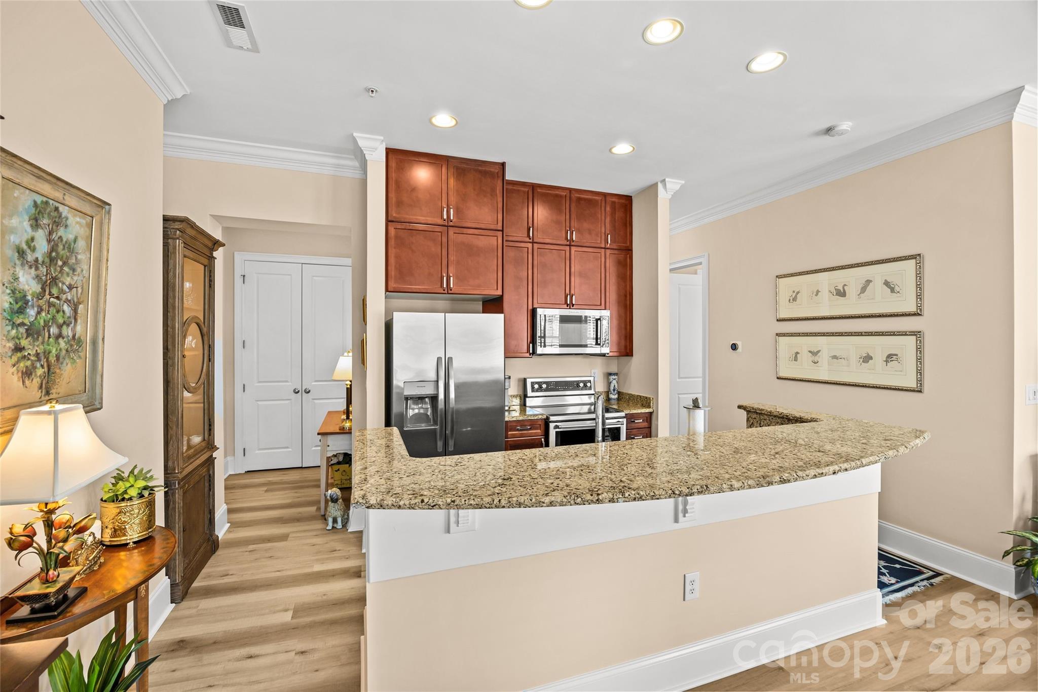 Photo 6 of 2994 Selwyn Avenue, Charlotte, NC