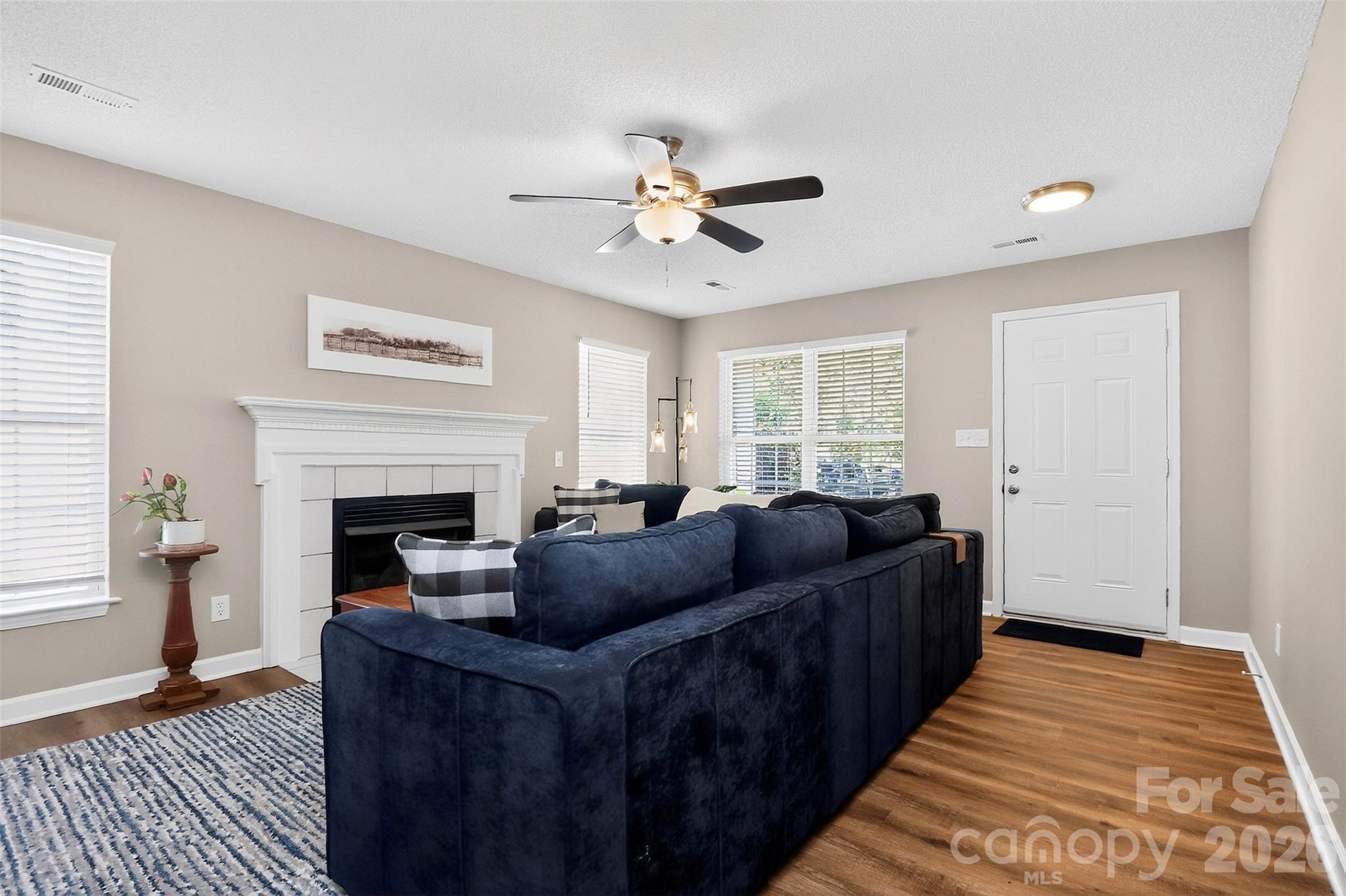 Photo 7 of 4819 Hopewood Lane, Charlotte, NC