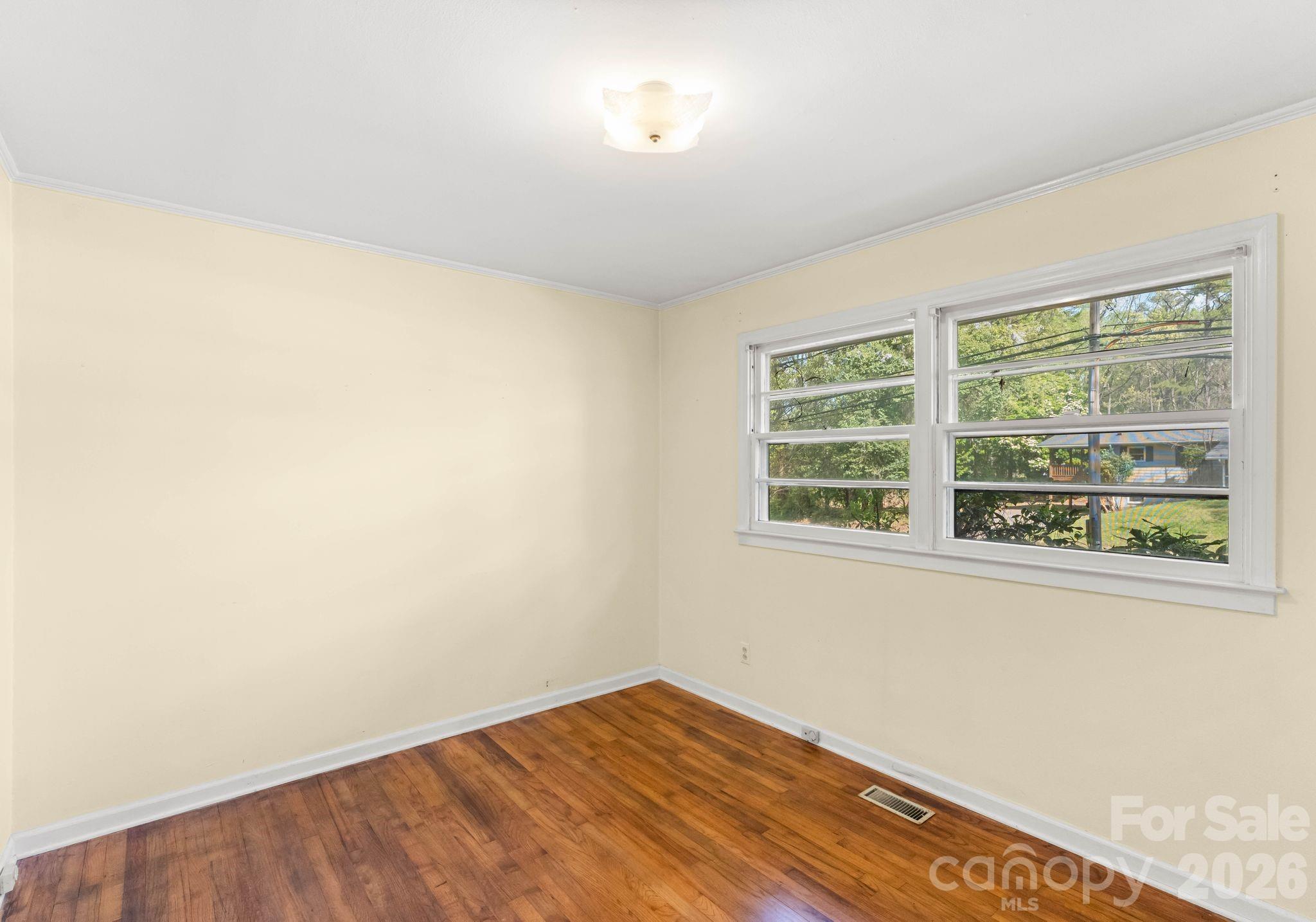 1136 E Woodlawn Road, Charlotte, NC - photo 32 of 48