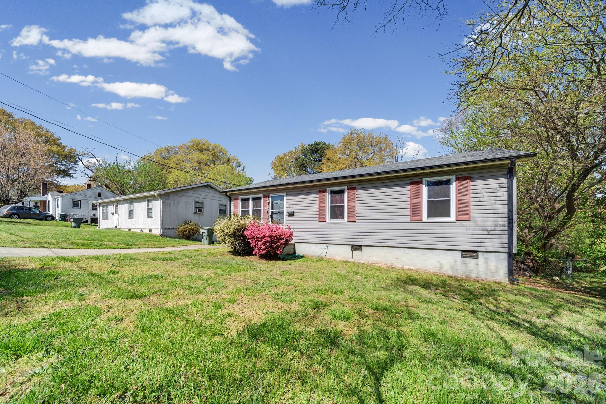 Photo 4 of 1332 Poston Circle, Gastonia, NC